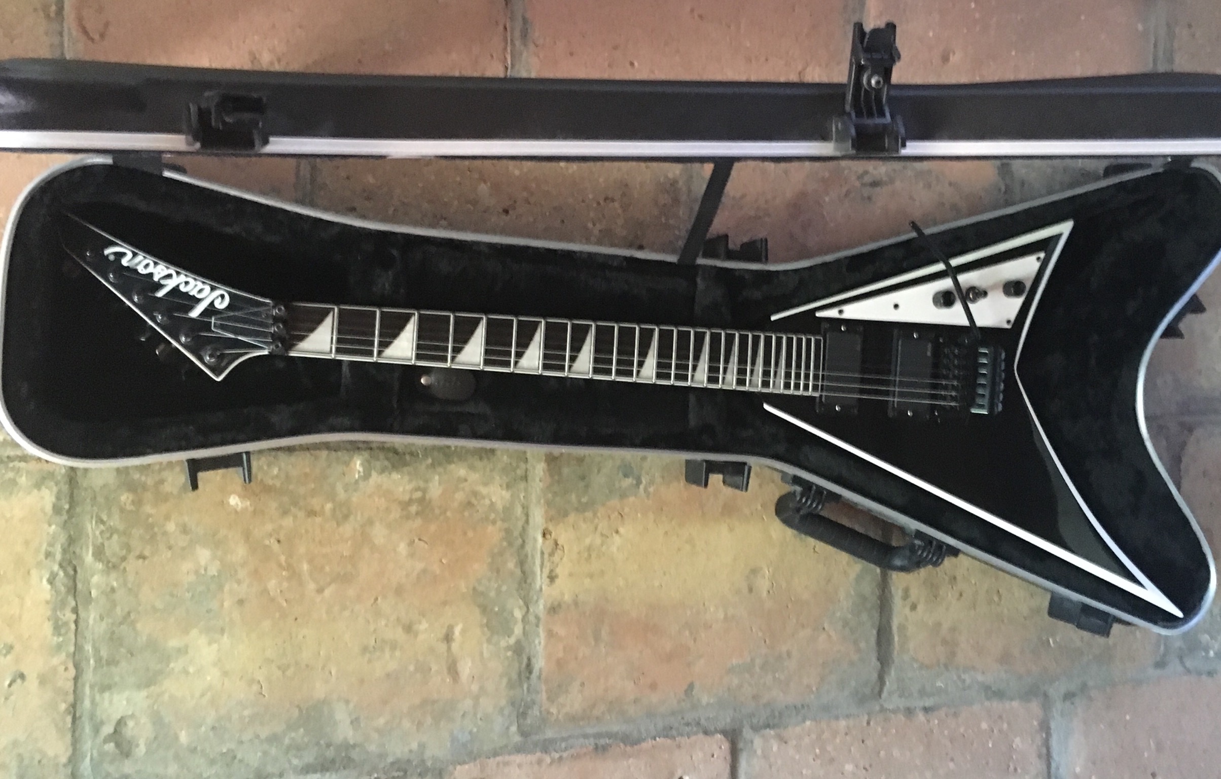 JS32T Rhoads - Jackson JS32T Rhoads - Audiofanzine
