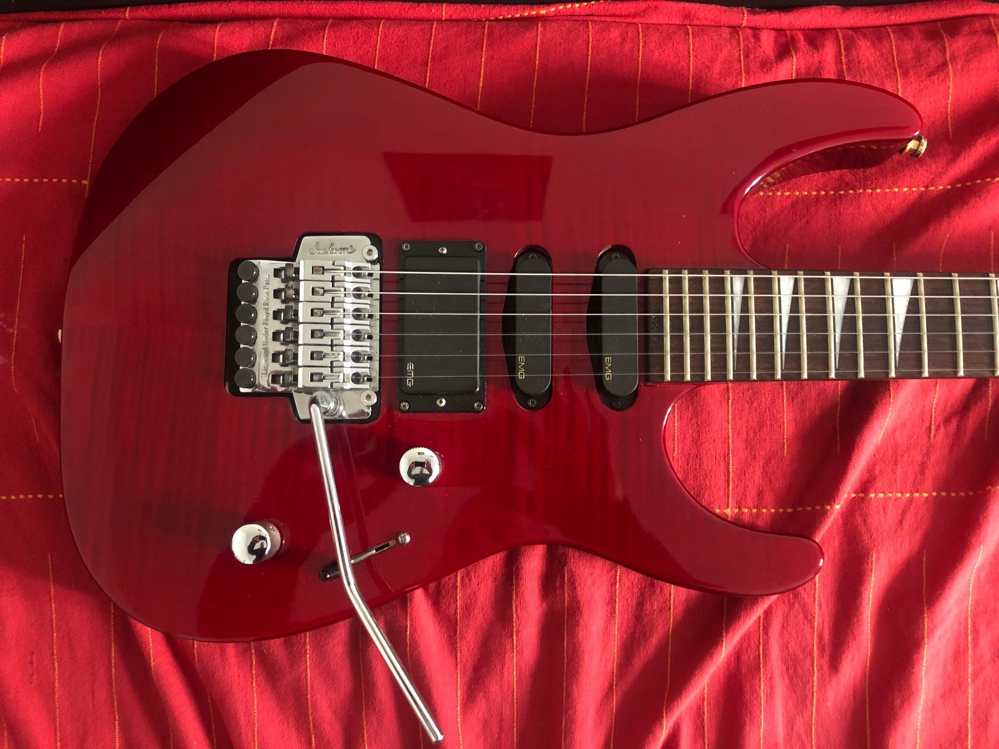 Pro Soloist SL3 - Jackson Pro Soloist SL3 - Audiofanzine