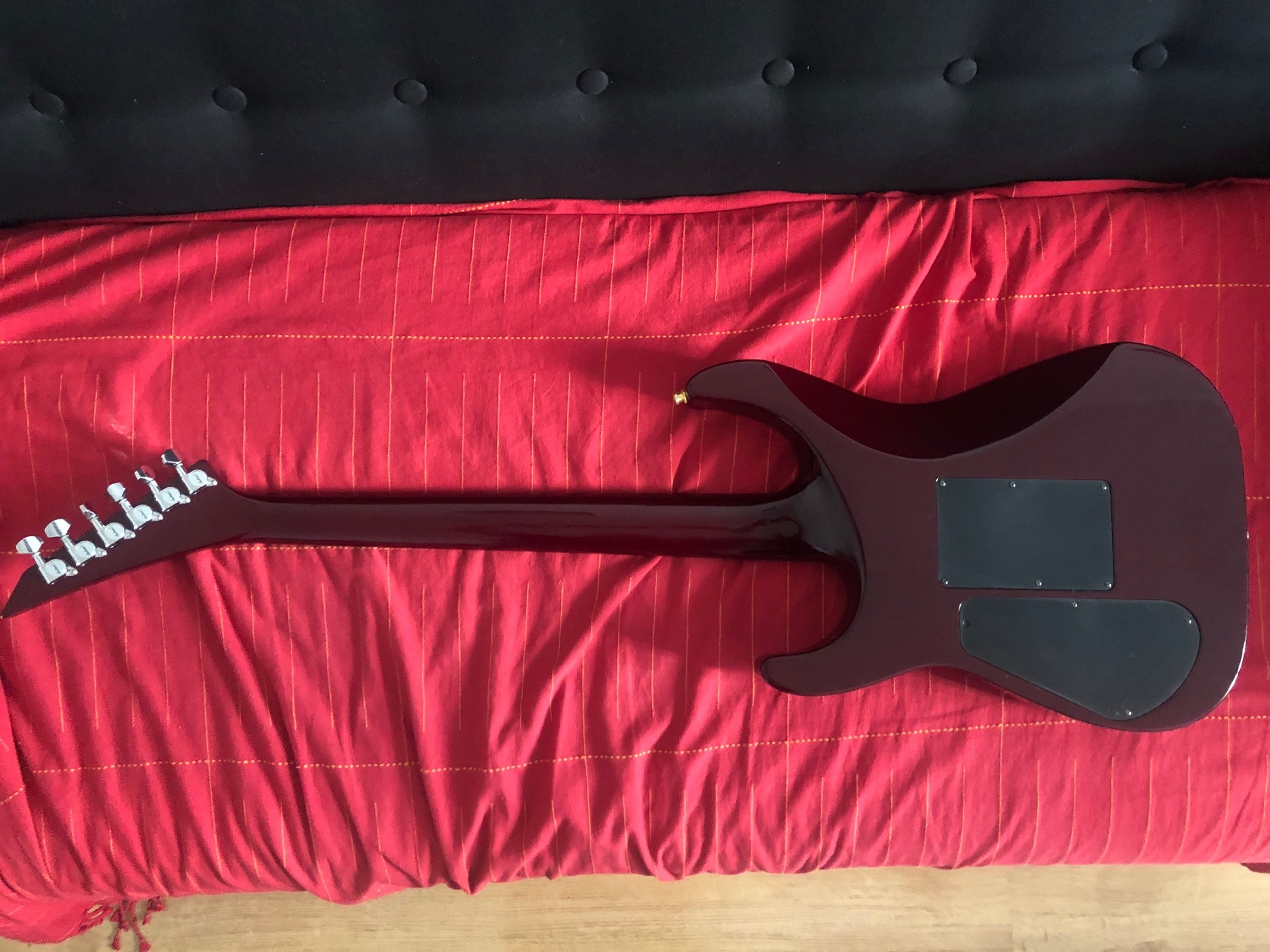 Pro Soloist SL3 - Jackson Pro Soloist SL3 - Audiofanzine