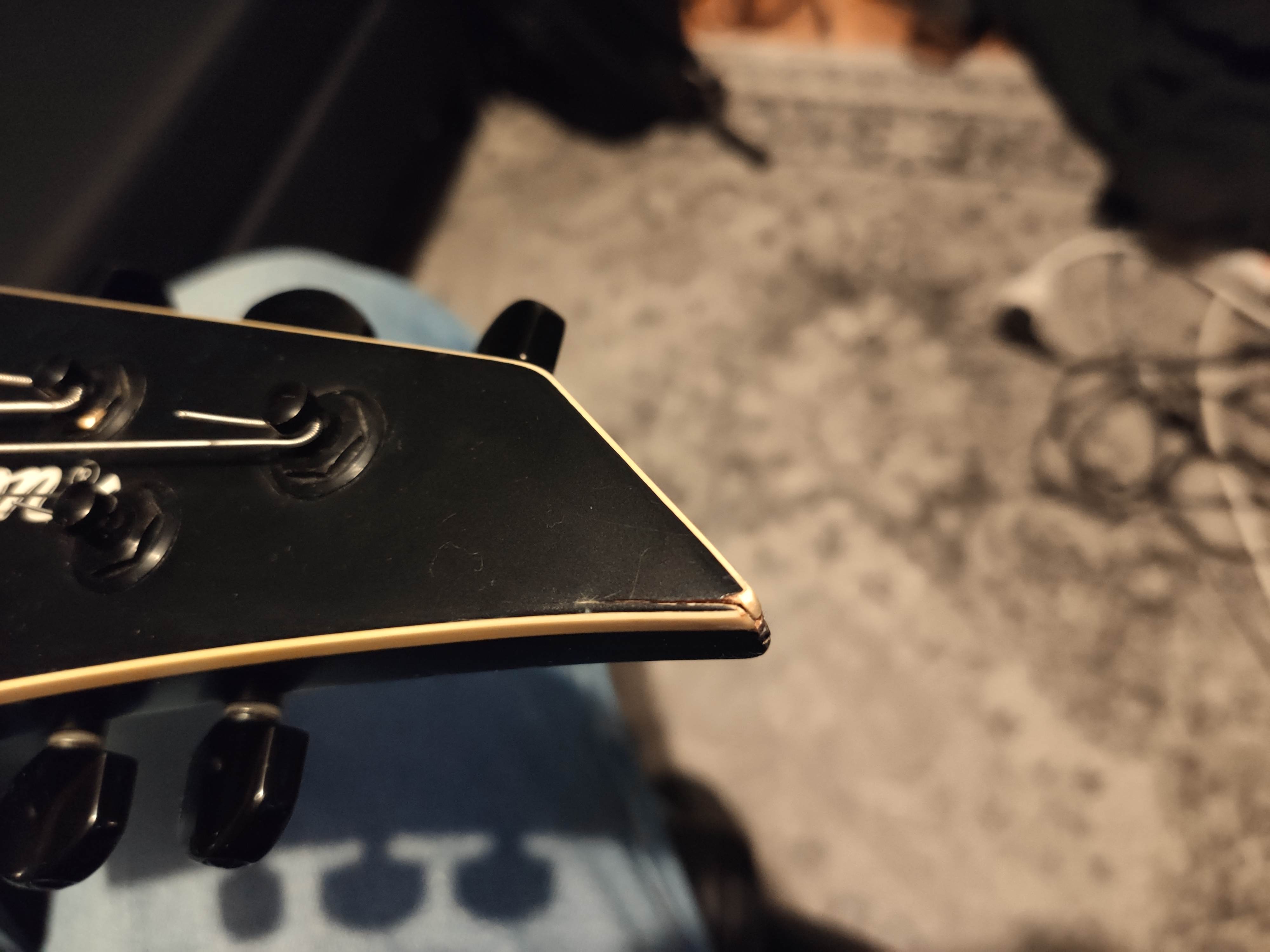 SLSMG Super Lightweight Soloist Jackson - Audiofanzine