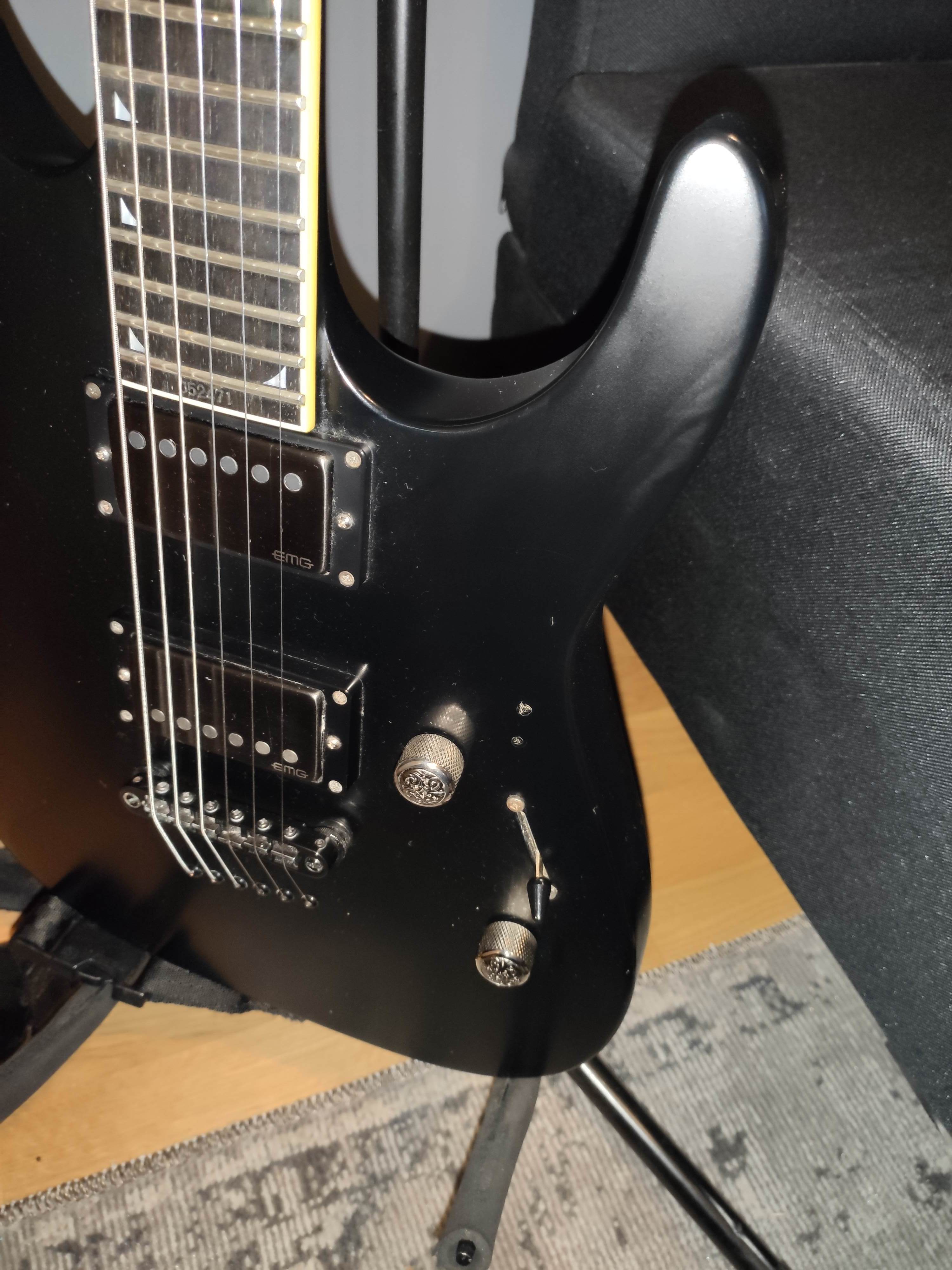 SLSMG Super Lightweight Soloist Jackson - Audiofanzine