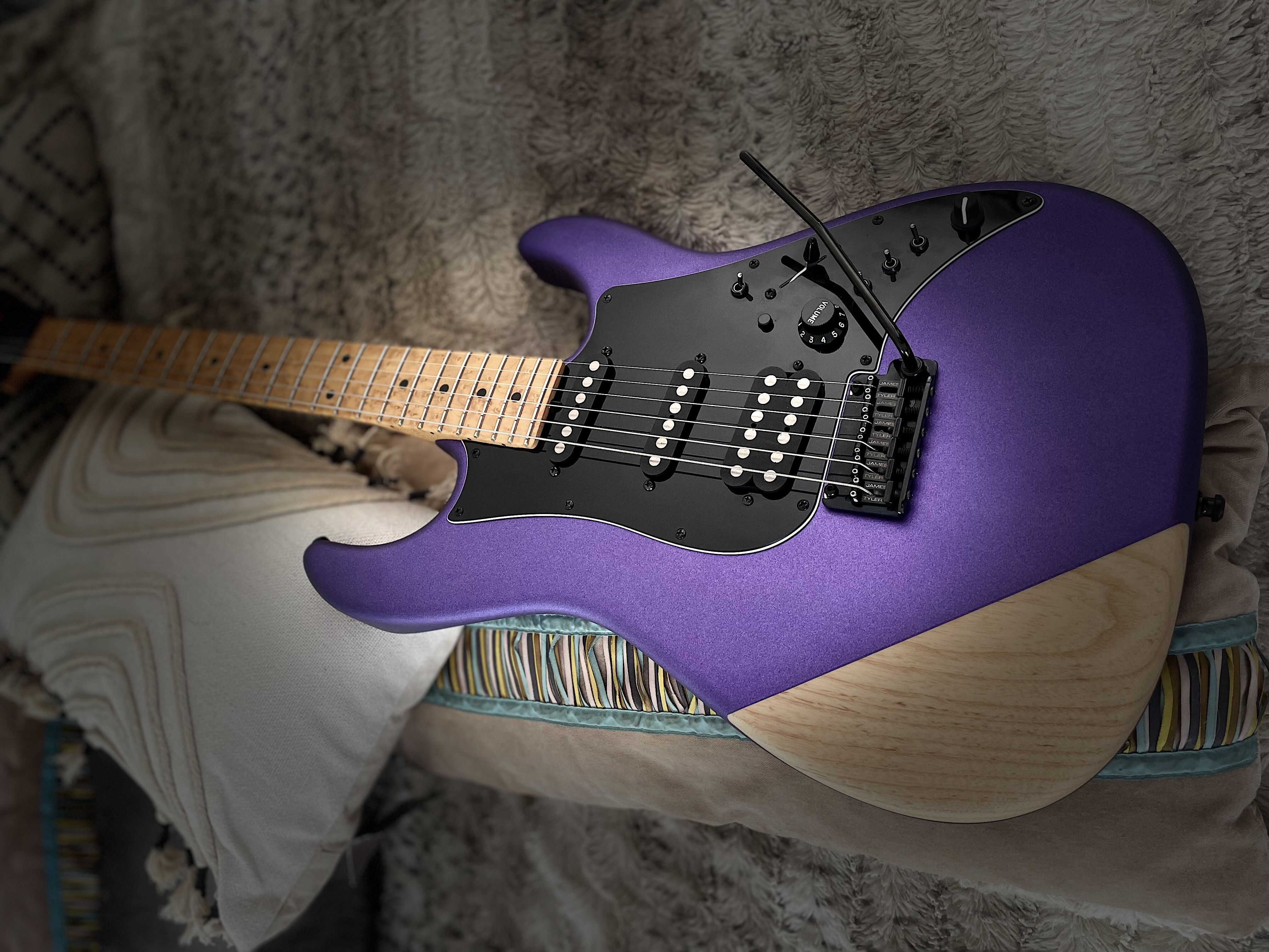 Studio Elite HD - James Tyler Studio Elite HD - Audiofanzine