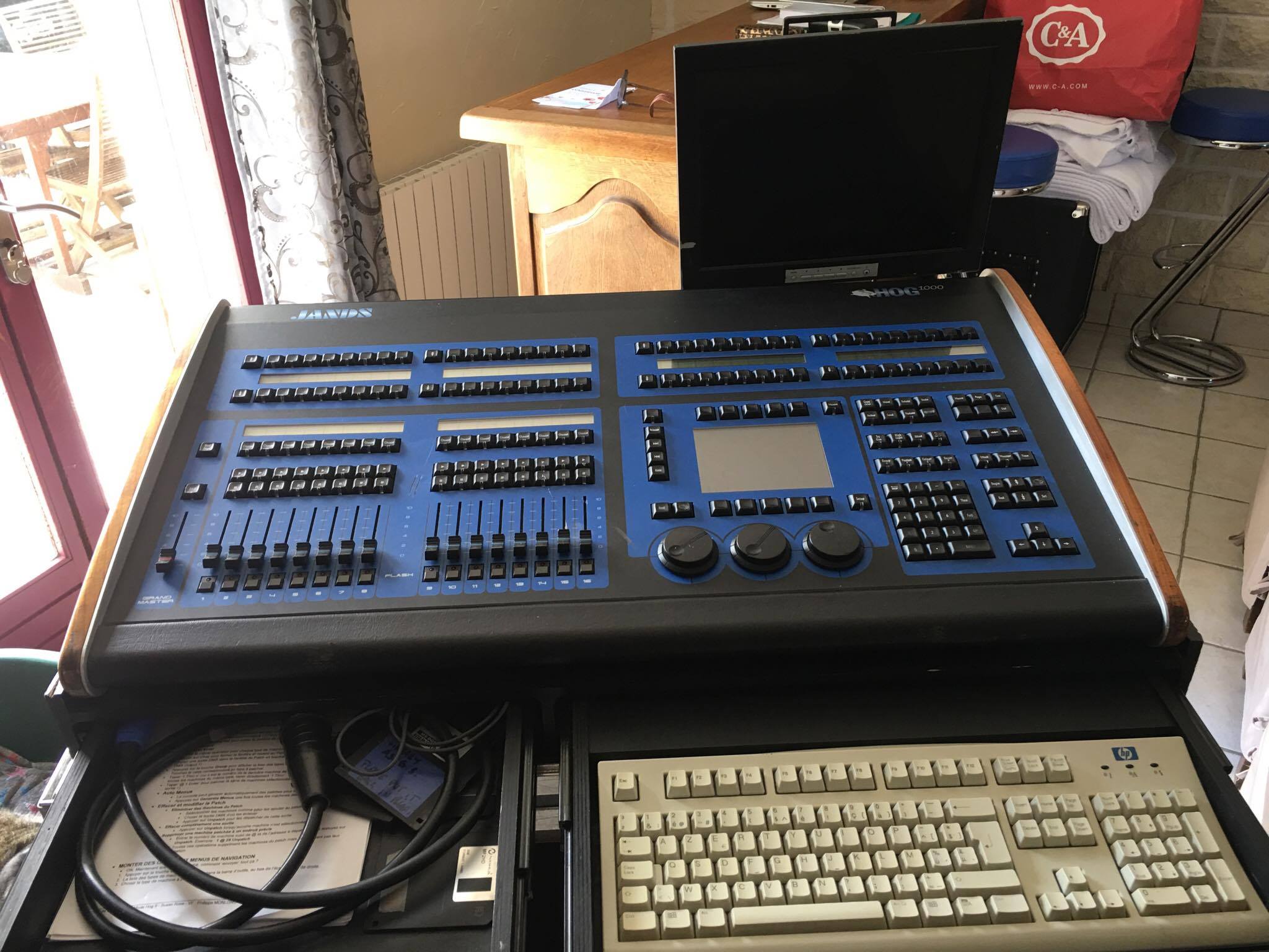 HOG 1000 - Jands Hog 1000 - Audiofanzine