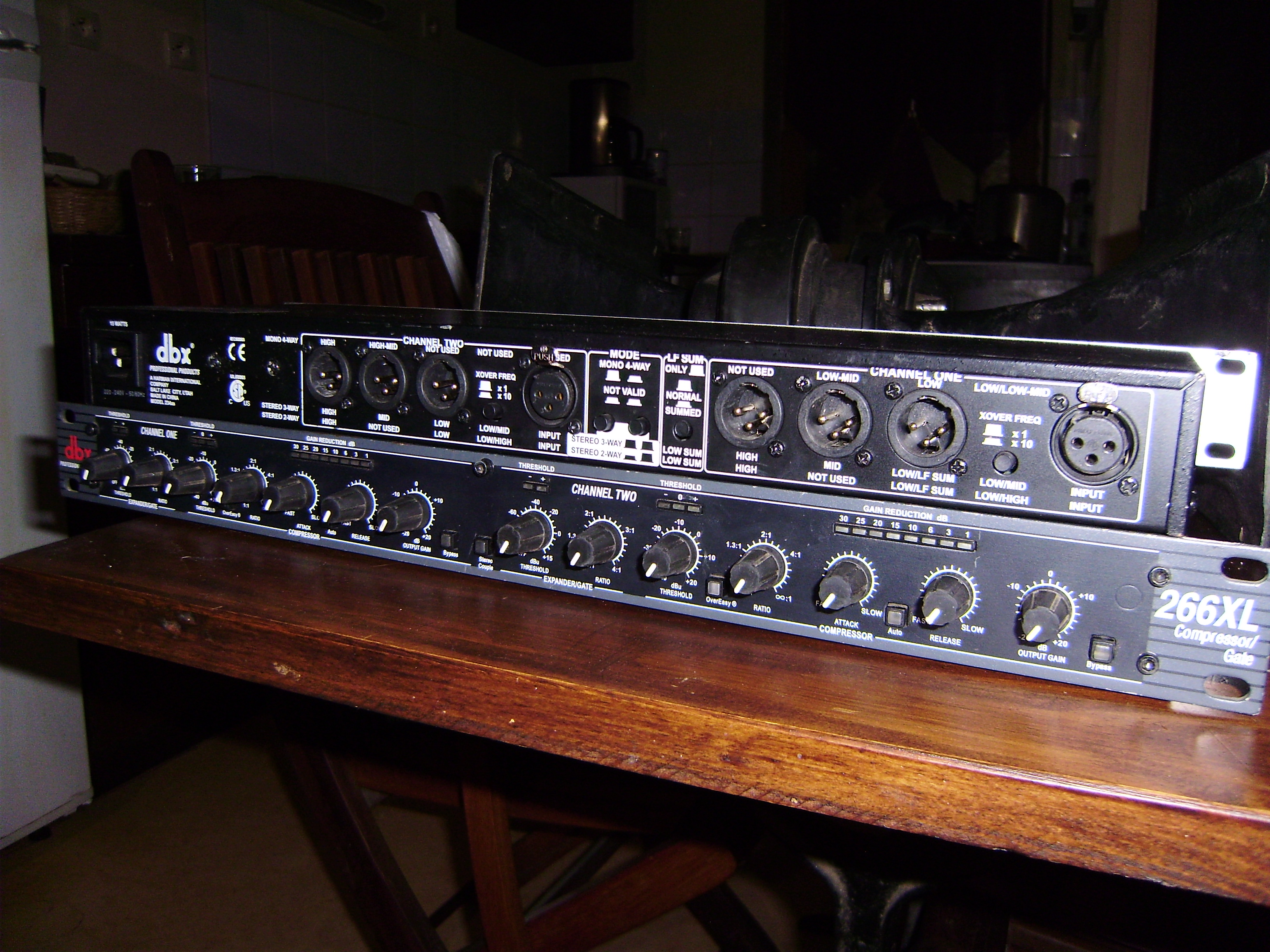 2425H - JBL 2425H - Audiofanzine