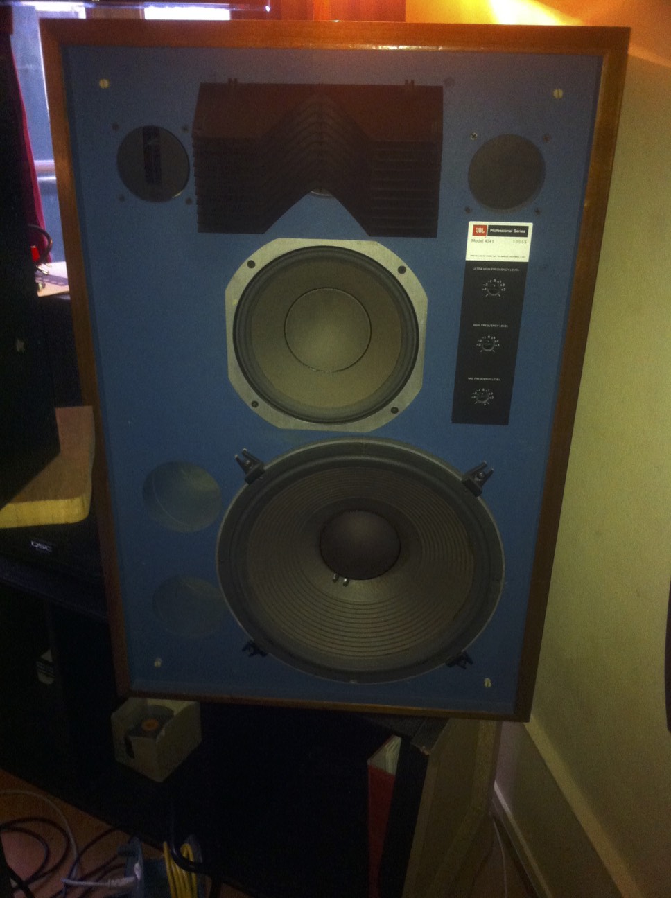 4341 - JBL 4341 - Audiofanzine