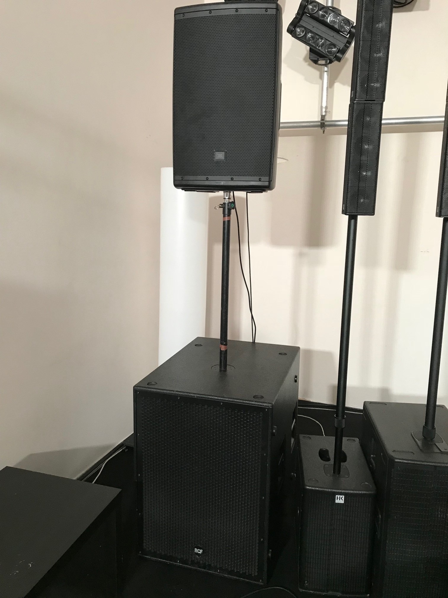 EON615 - JBL EON615 - Audiofanzine