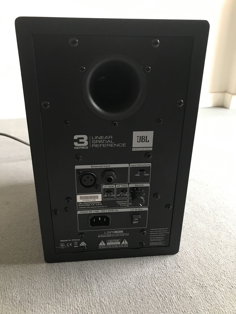LSR305 - JBL LSR305 - Audiofanzine