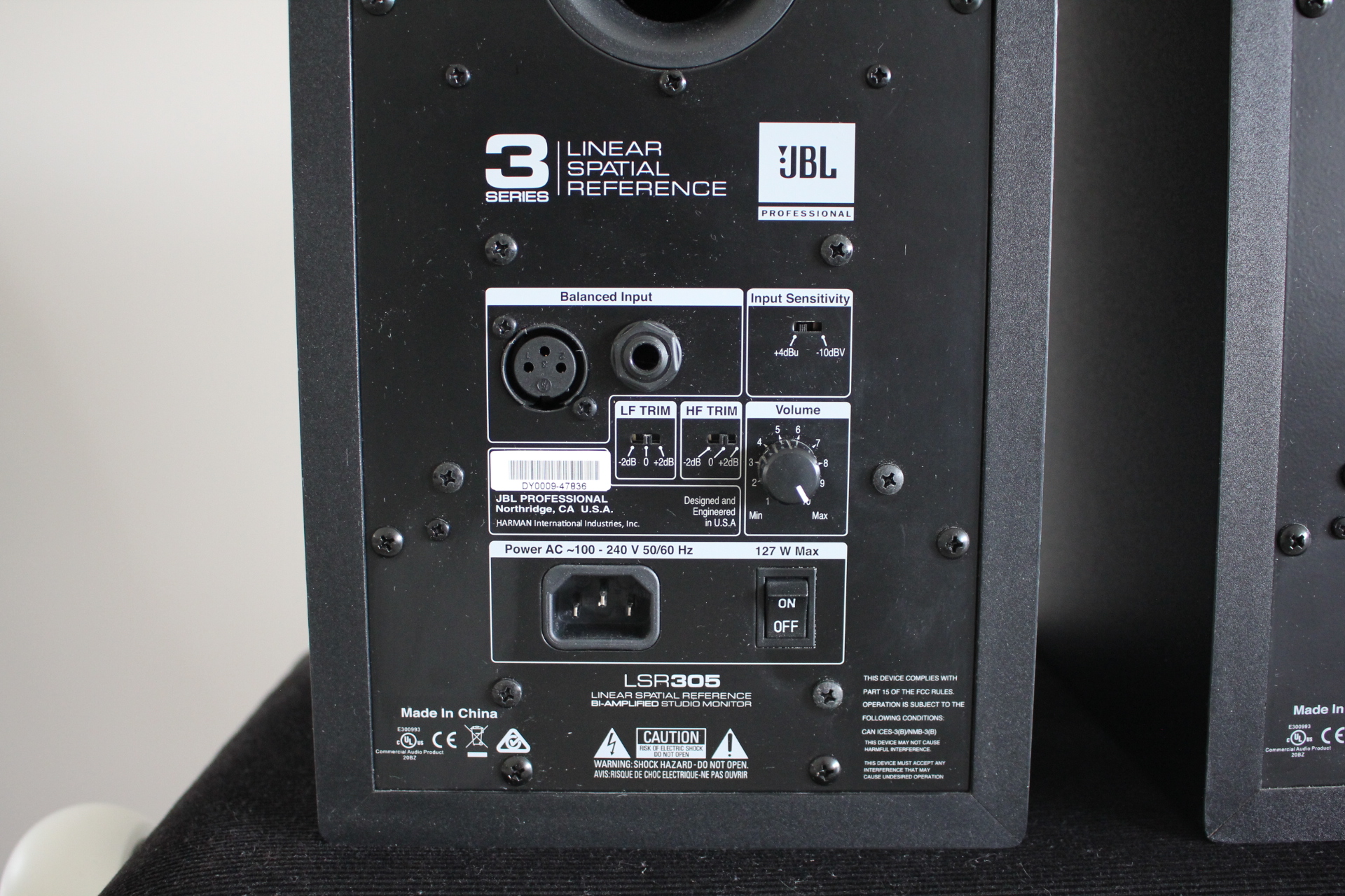 LSR305 - JBL LSR305 - Audiofanzine