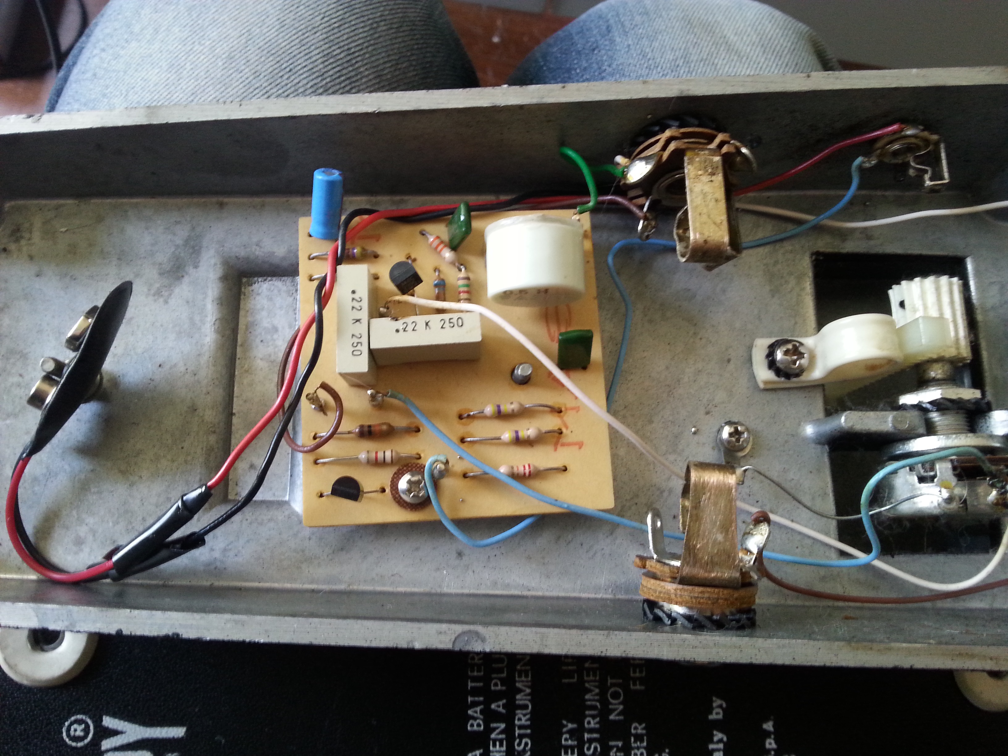 CRY BABY SUPER - JEN cry baby super - Audiofanzine