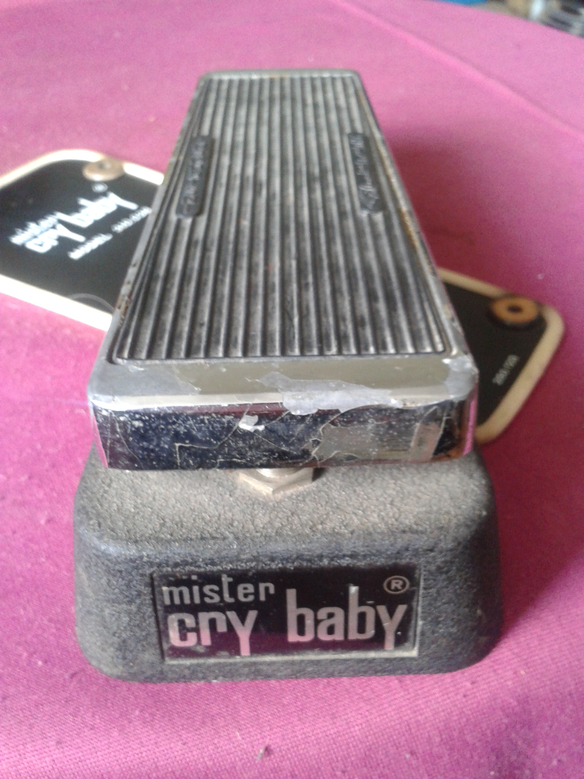 MISTER CRY BABY SUPER - JEN Mister Cry Baby Super - Audiofanzine