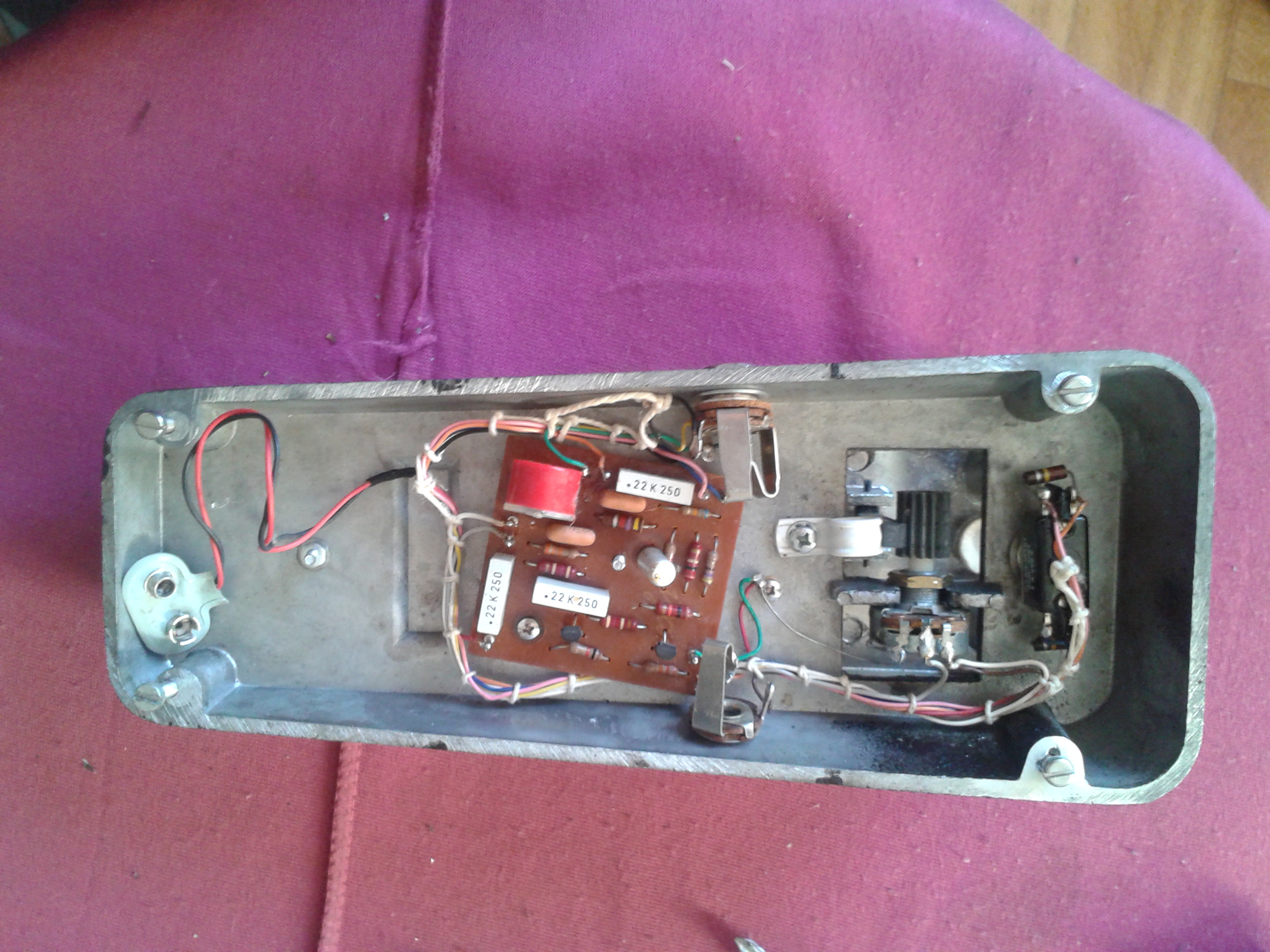 MISTER CRY BABY SUPER - JEN Mister Cry Baby Super - Audiofanzine