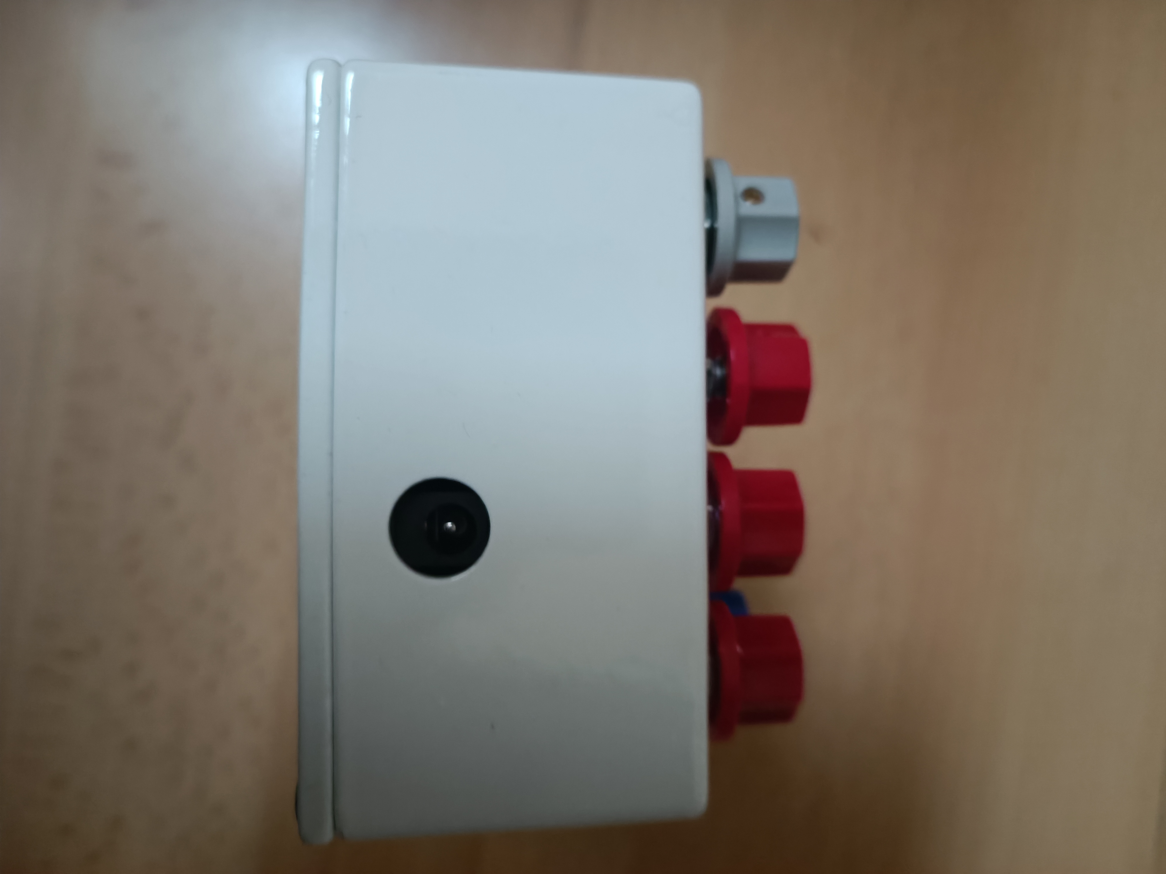 Colour Box V2 - JHS Pedals Colour Box V2 - Audiofanzine