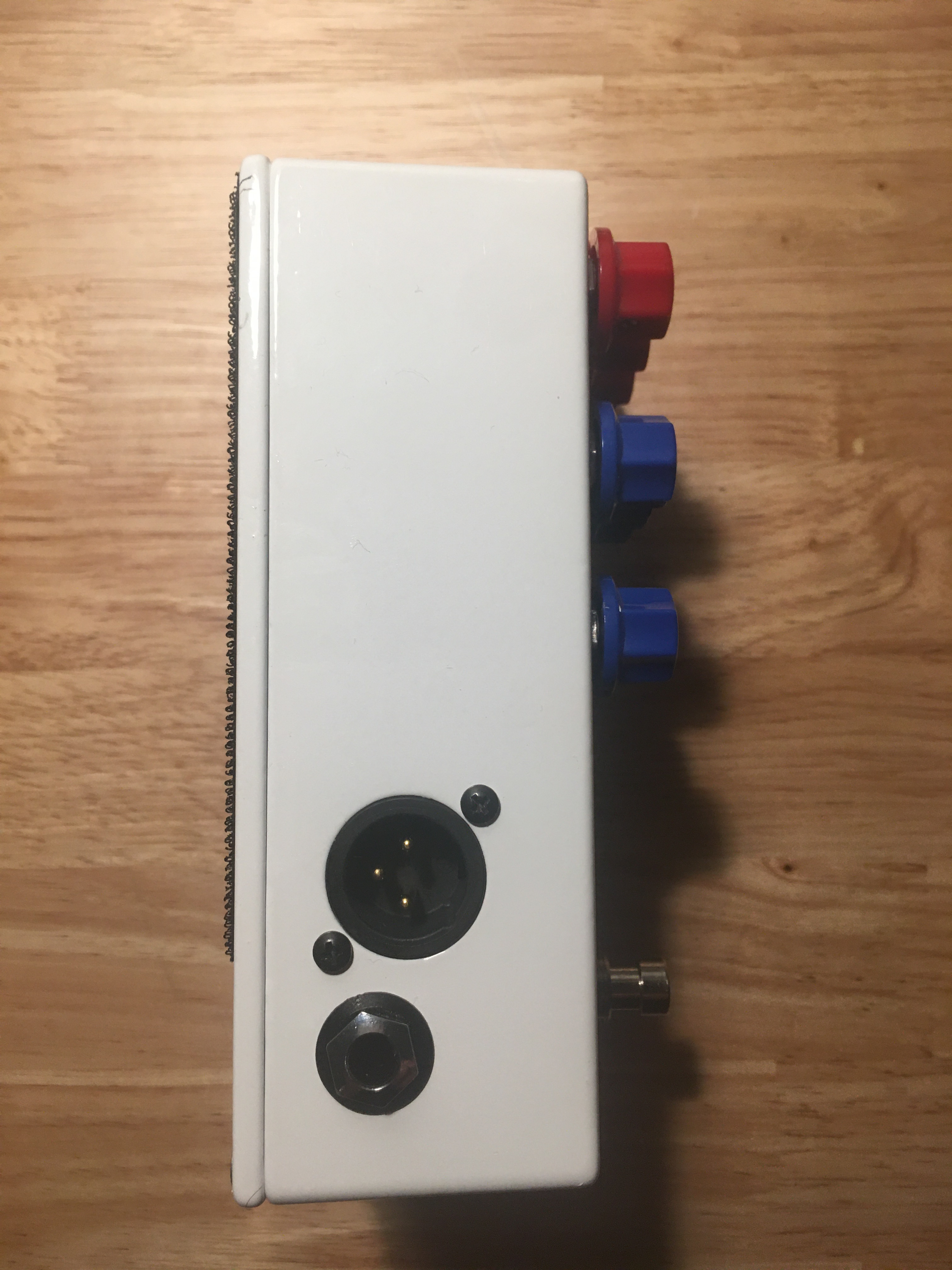 Colour Box V2 - JHS Pedals Colour Box V2 - Audiofanzine