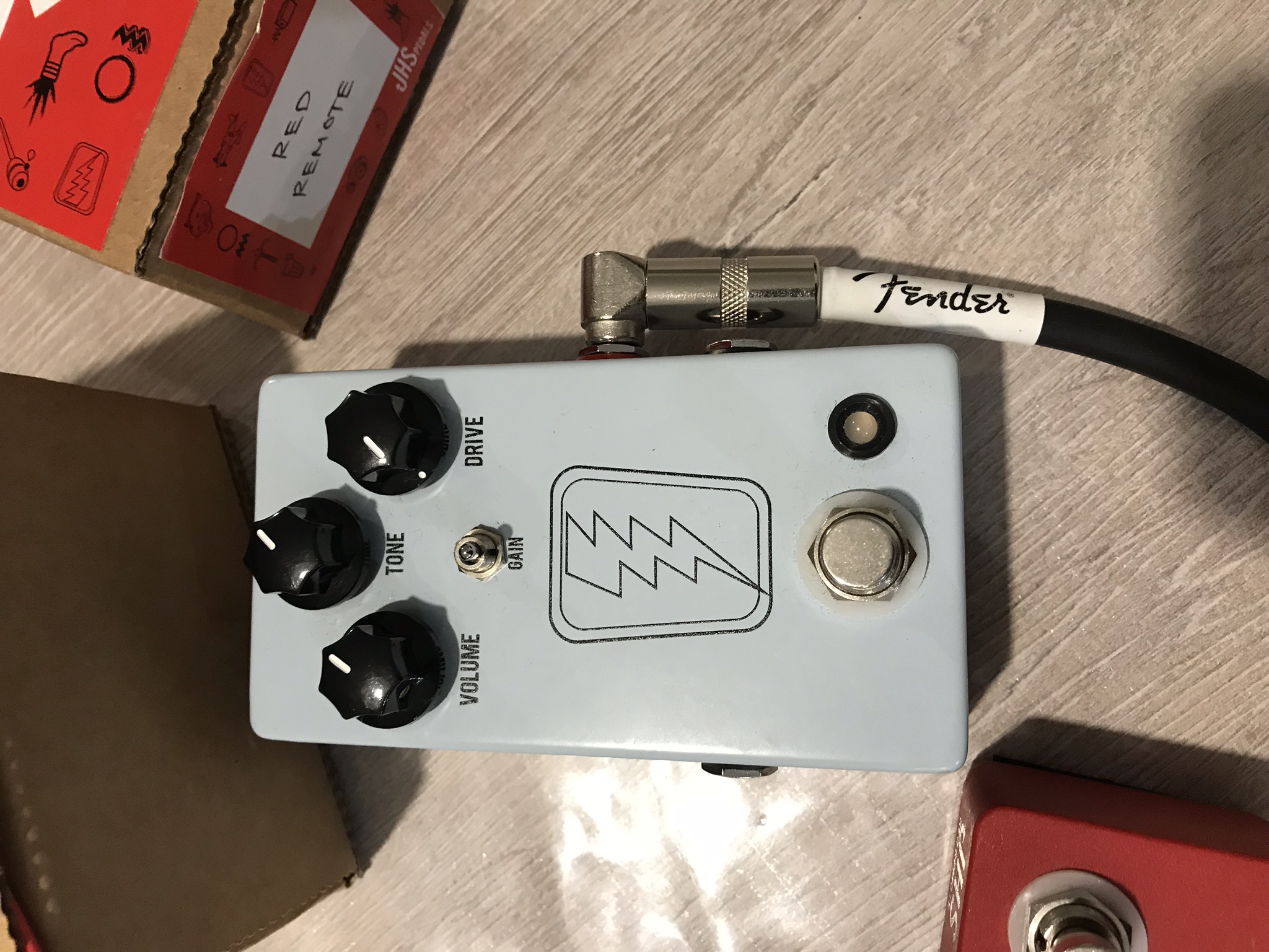SuperBolt V2 - JHS Pedals SuperBolt V2 - Audiofanzine
