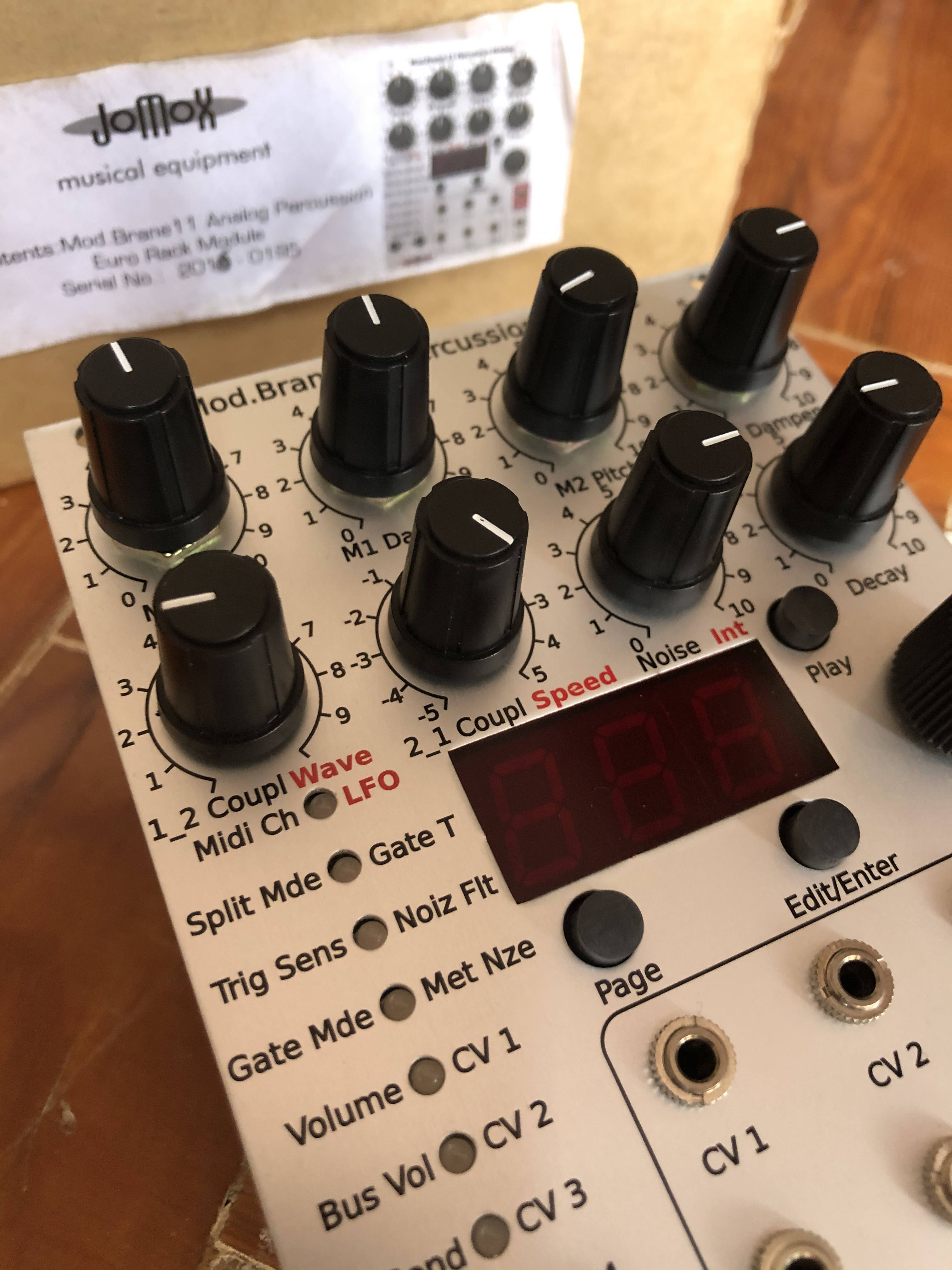 Mod.Brane 11 Percussion - JoMoX Mod.Brane 11 Percussion - Audiofanzine