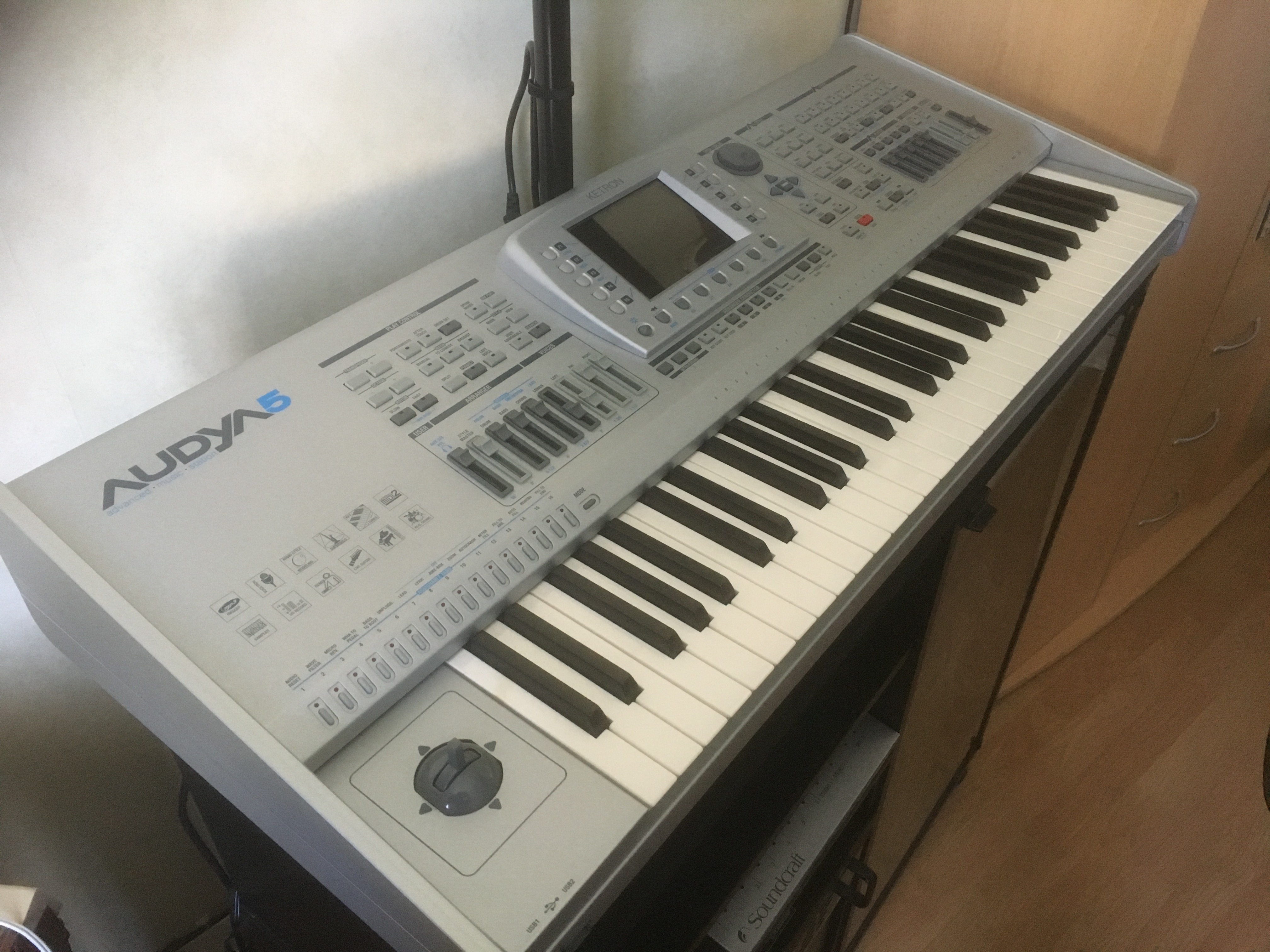 AUDYA 5 - Ketron AUDYA 5 - Audiofanzine