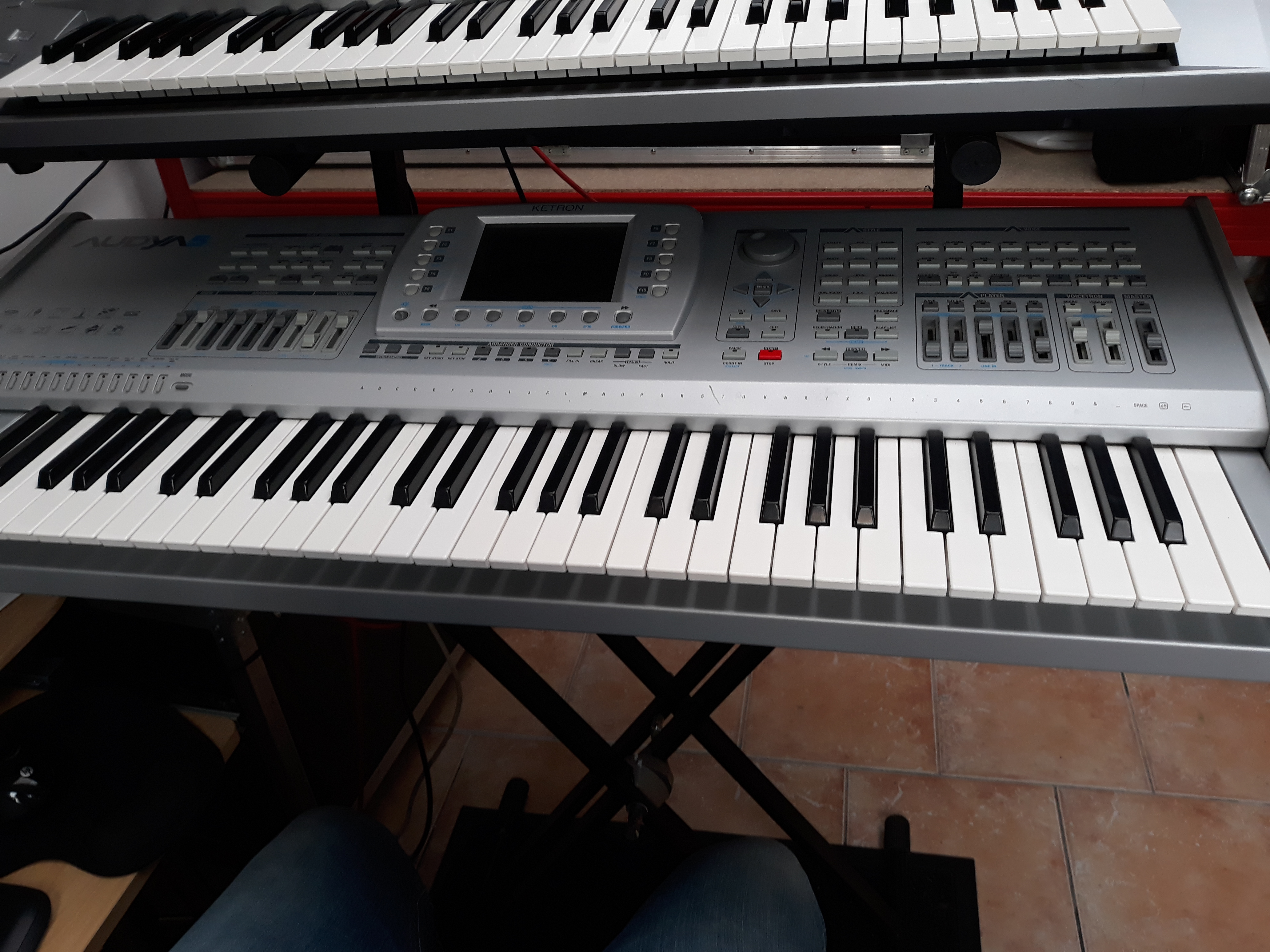 AUDYA 5 - Ketron AUDYA 5 - Audiofanzine