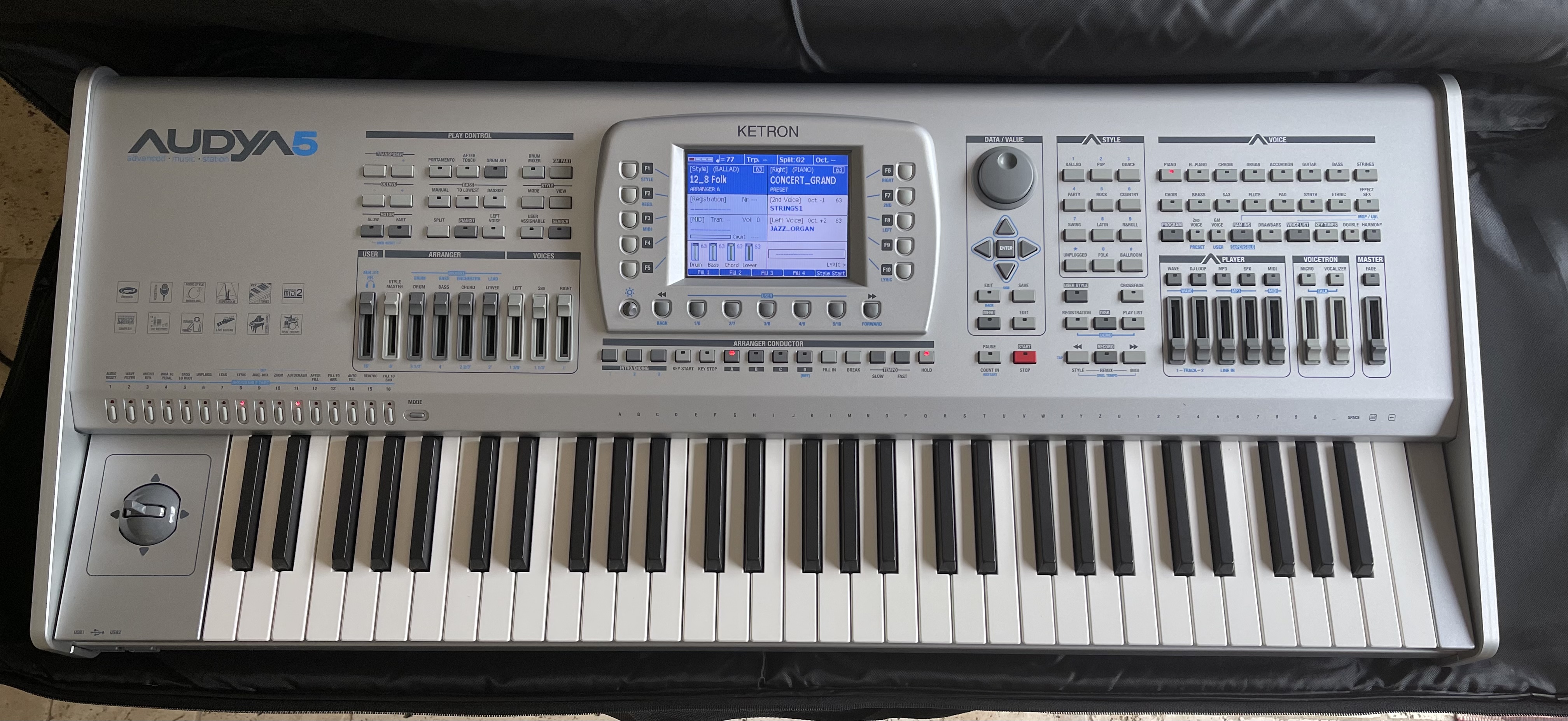 AUDYA 5 - Ketron AUDYA 5 - Audiofanzine