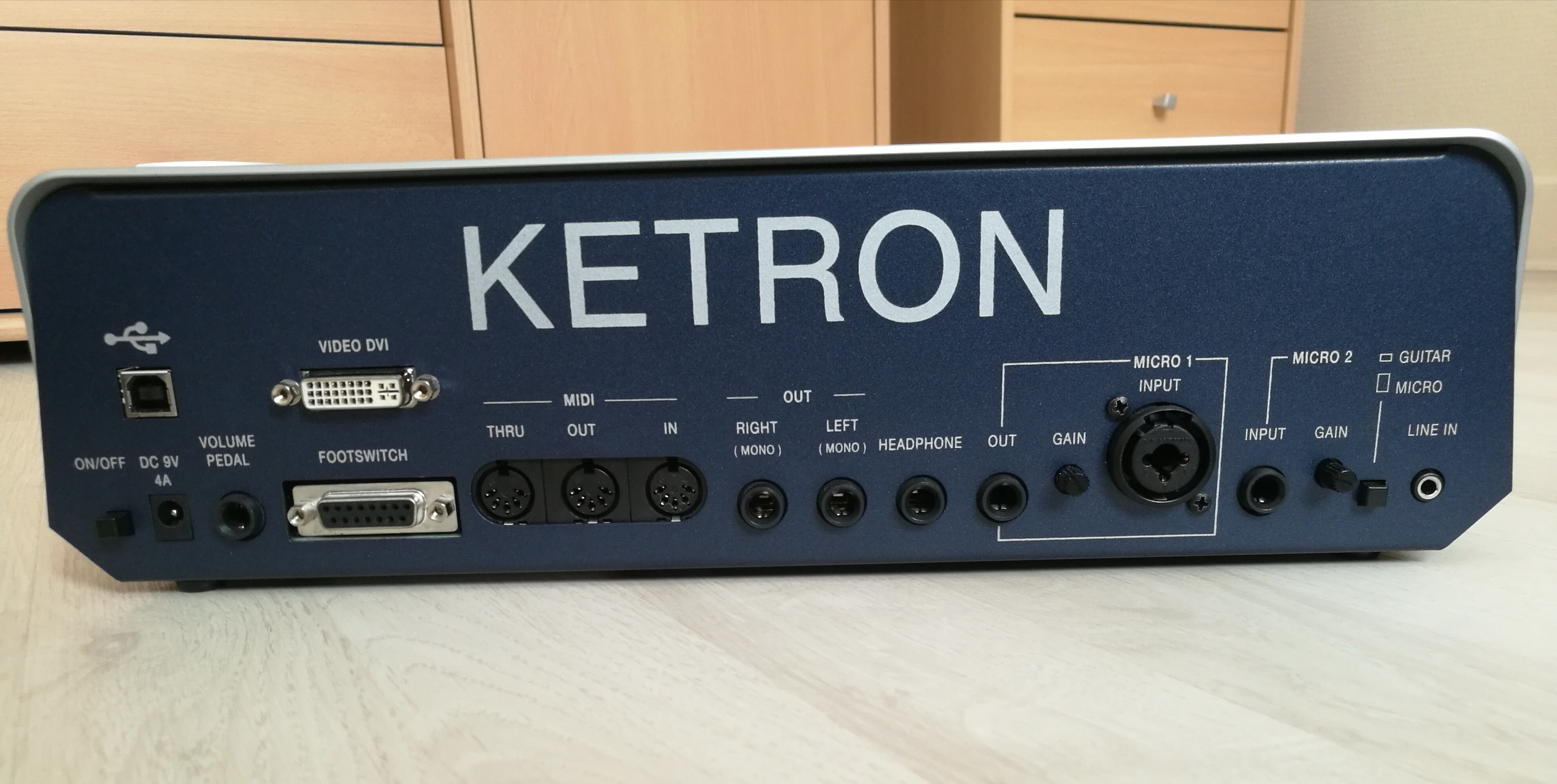 MIDJPRO - Ketron Midjpro - Audiofanzine