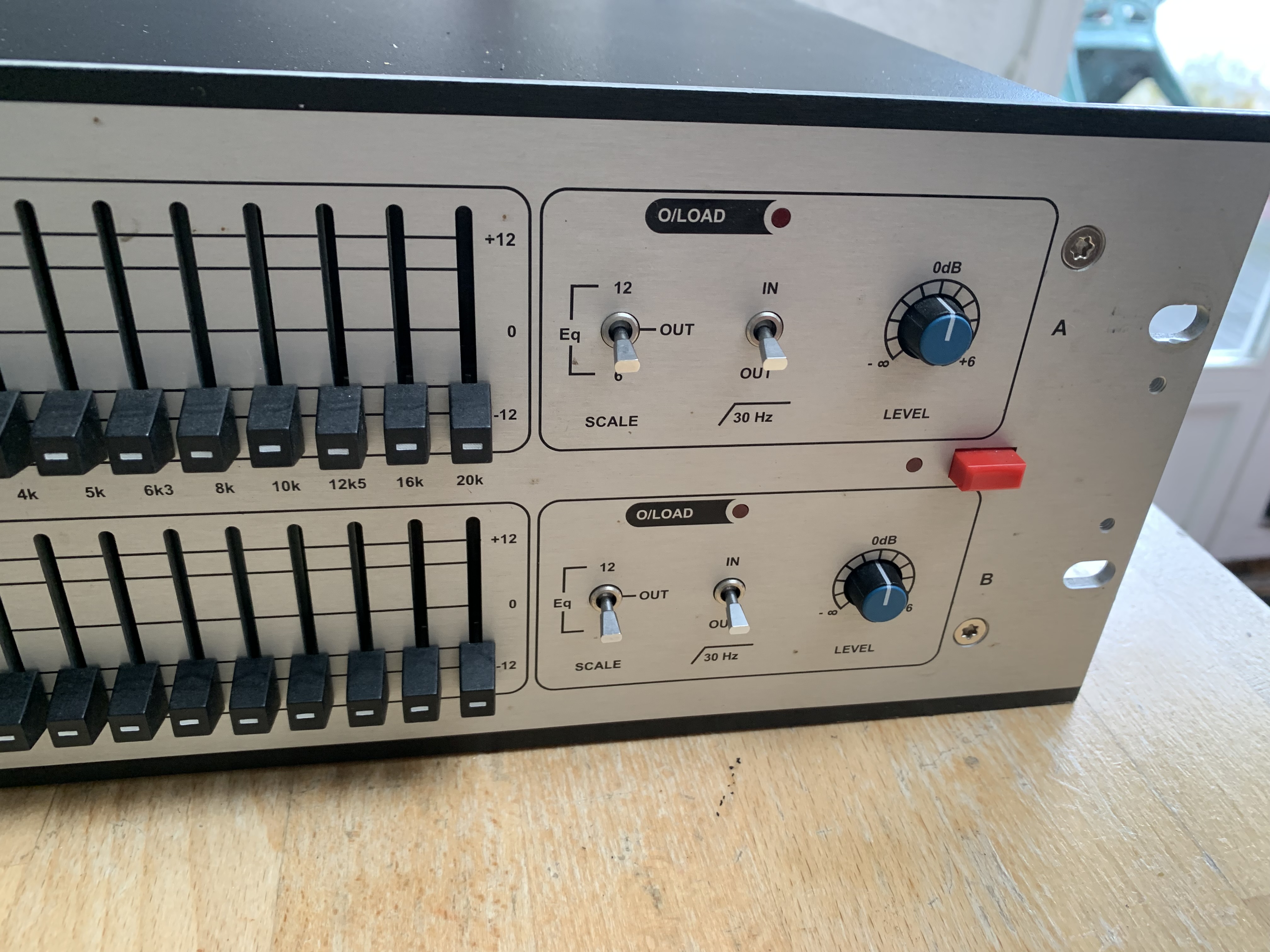 DN 360 - Klark Teknik DN 360 - Audiofanzine