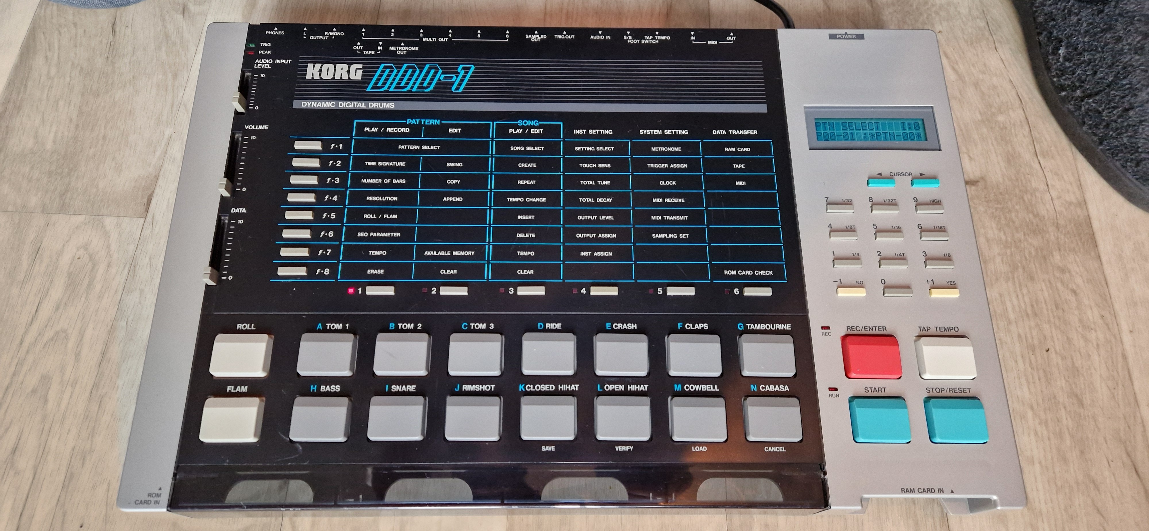 DDD-1 Dynamic Digital Drums - Korg DDD-1 Dynamic Digital Drums ...