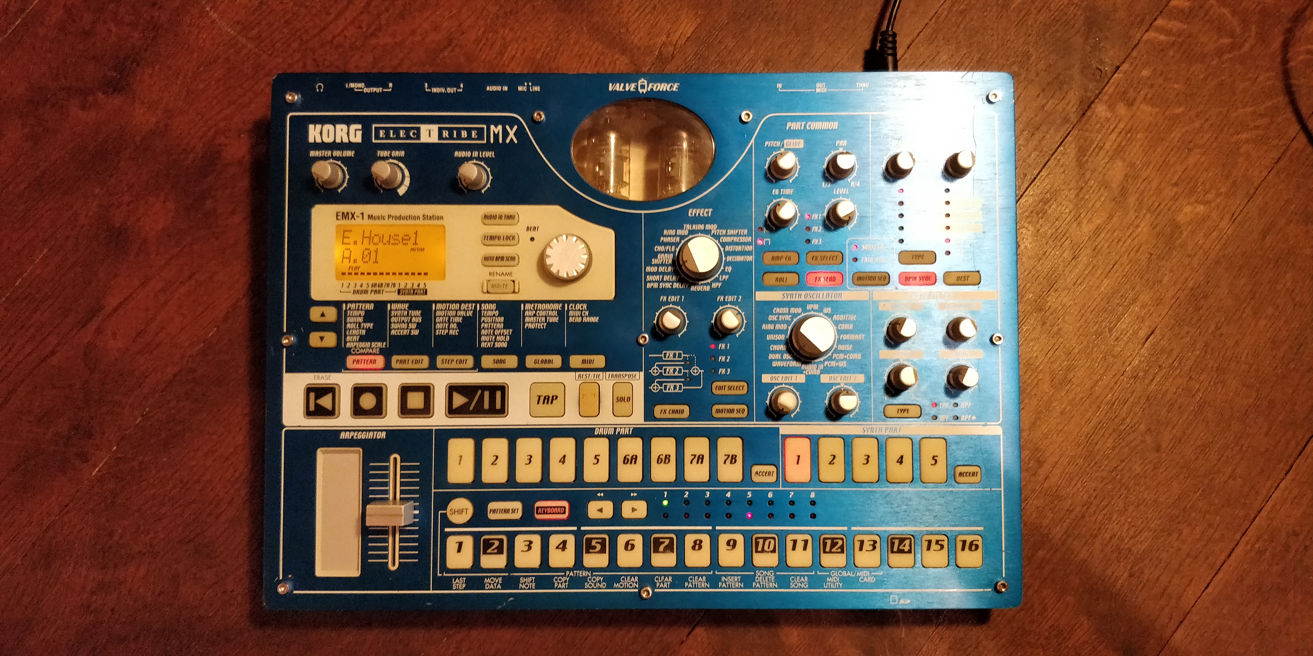 ElecTribe EMX1 - Korg ElecTribe EMX1 - Audiofanzine