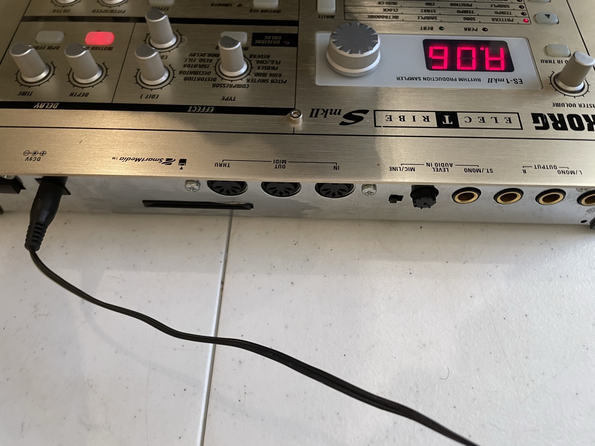 ElecTribe Es-1 MkII - Korg ElecTribe Es-1 MkII - Audiofanzine