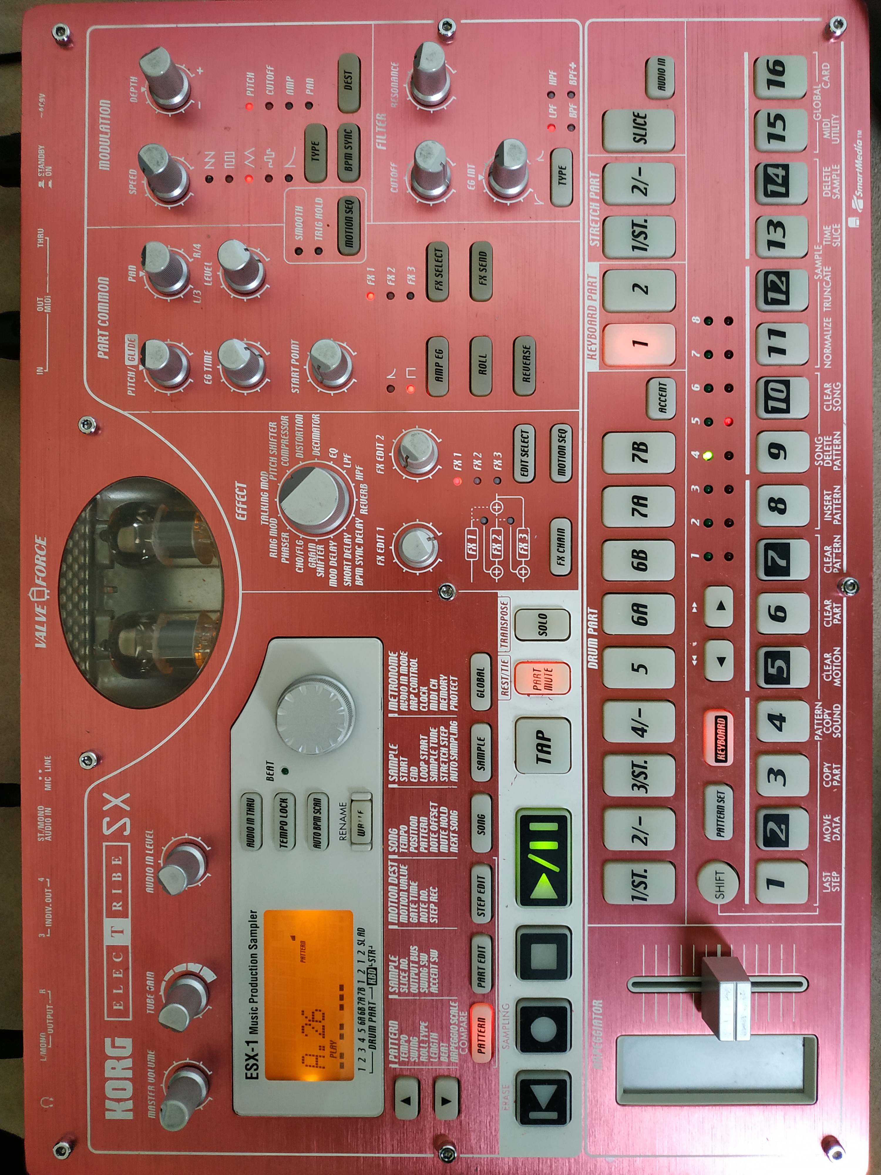 Korg ElecTribe ESX1 - Audiofanzine