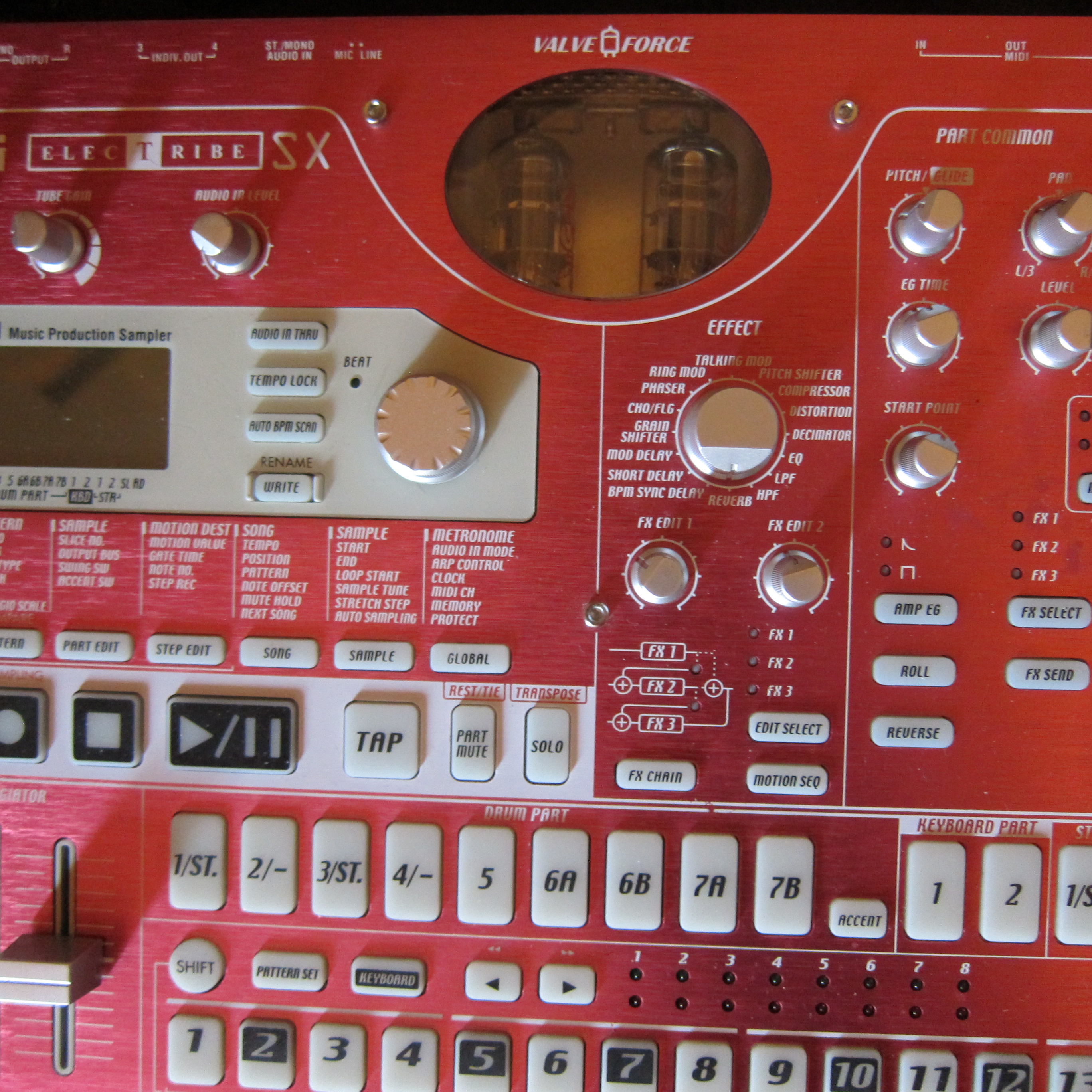 ElecTribe ESX1 - Korg ElecTribe ESX1 - Audiofanzine