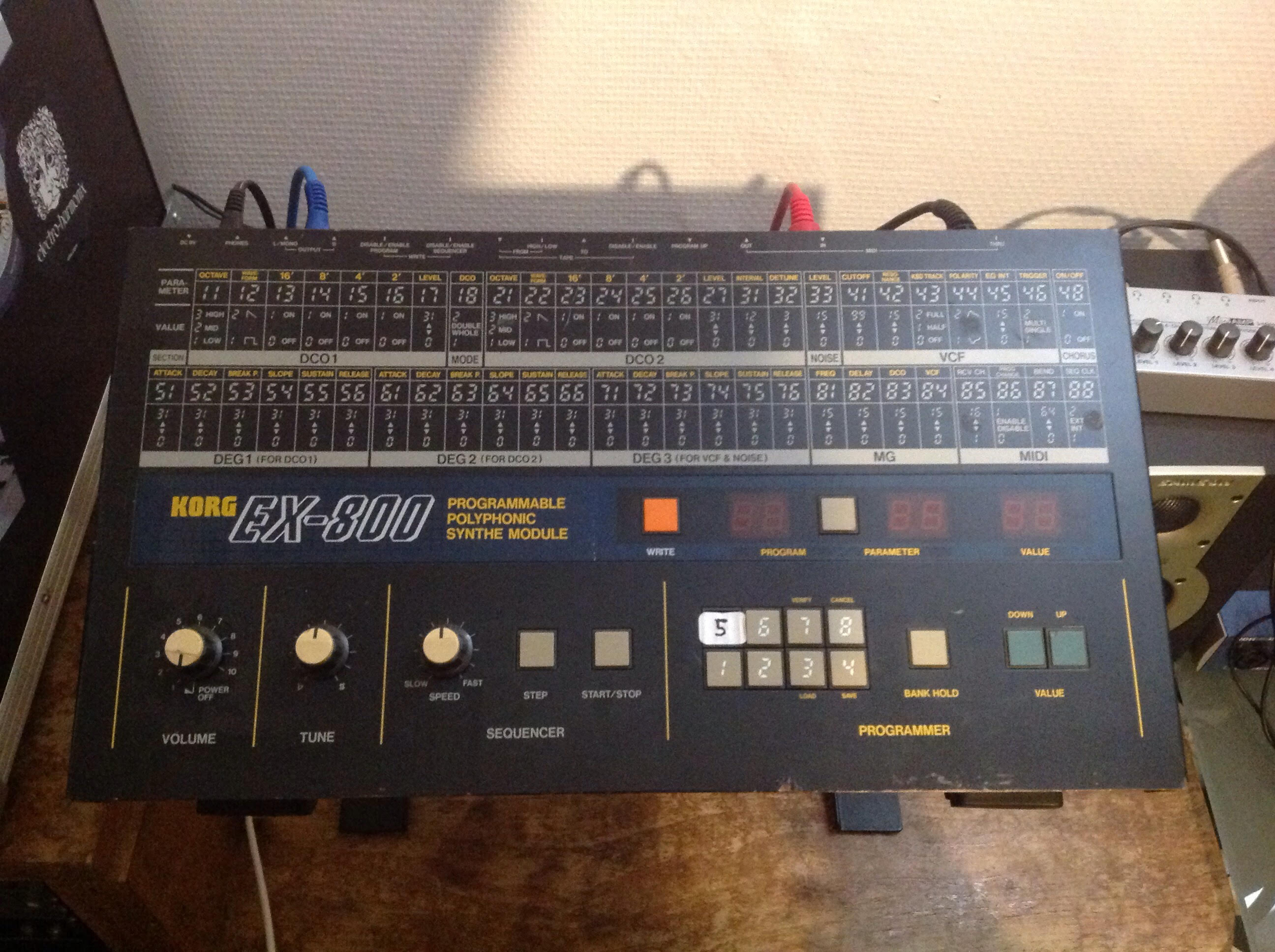EX-800 - Korg Ex-800 - Audiofanzine