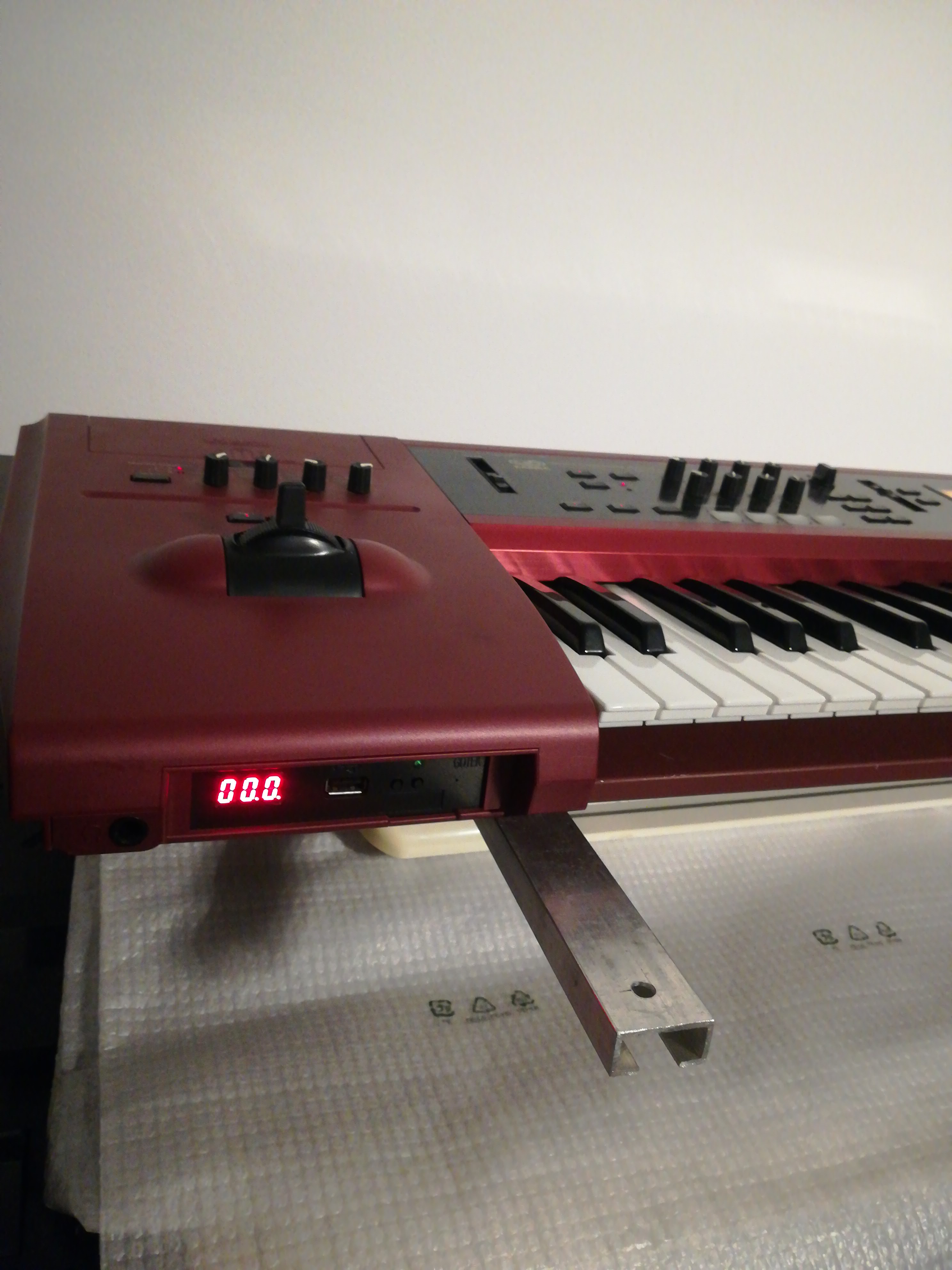 Exb - Moss - Korg Exb - Moss - Audiofanzine