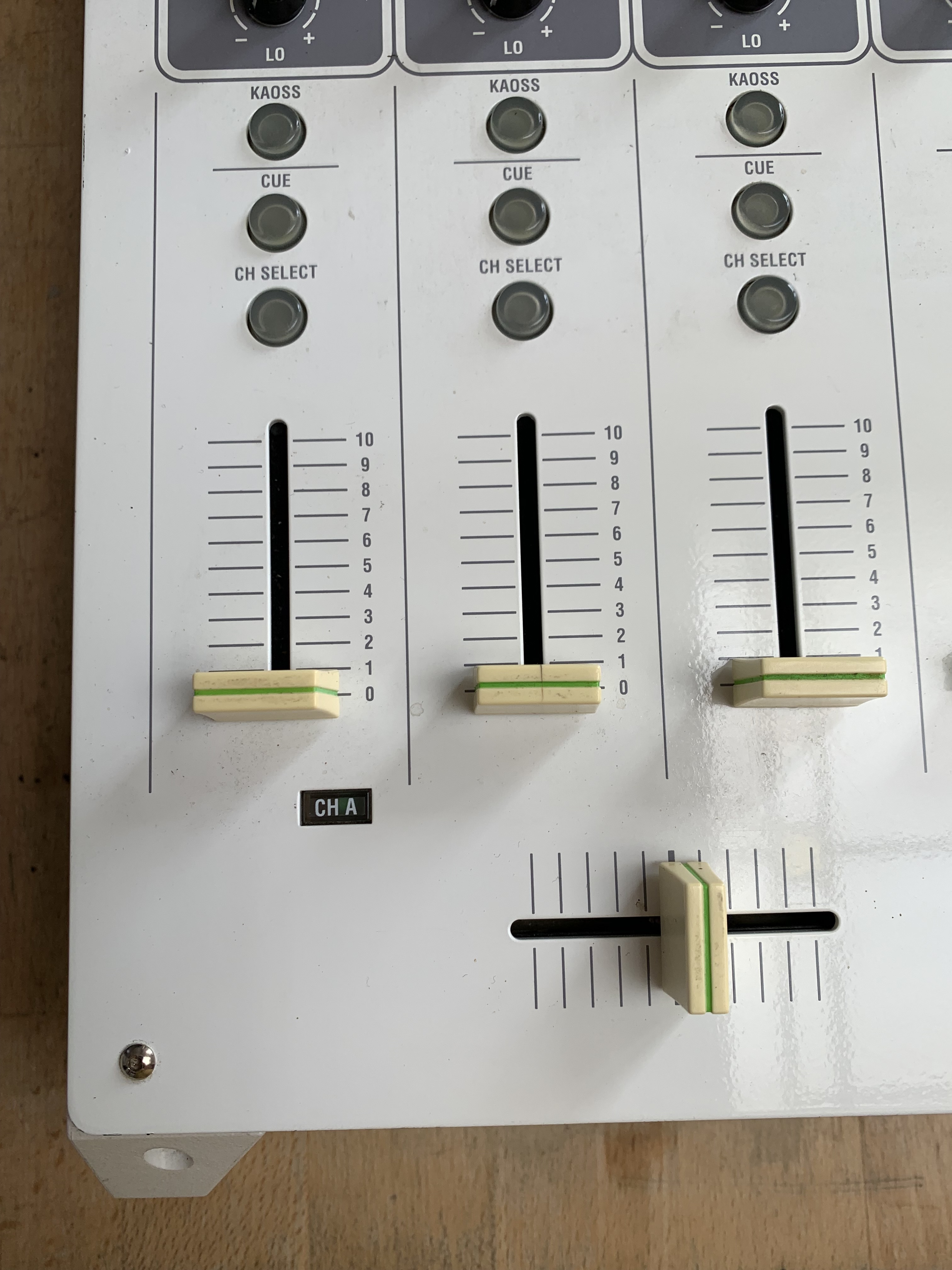 KM-402 - Korg KM-402 - Audiofanzine