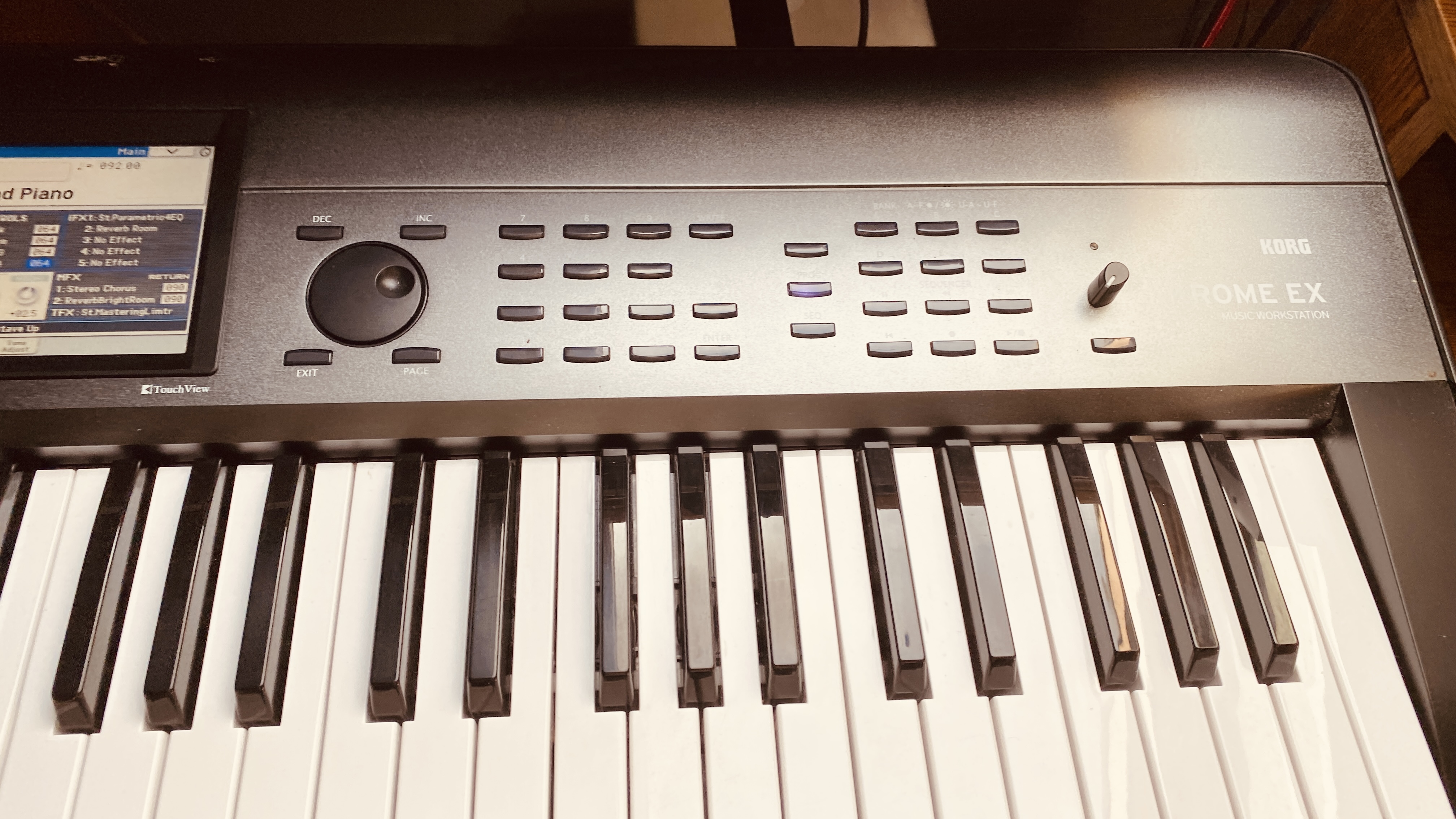 Krome EX 61 - Korg Krome EX 61 - Audiofanzine