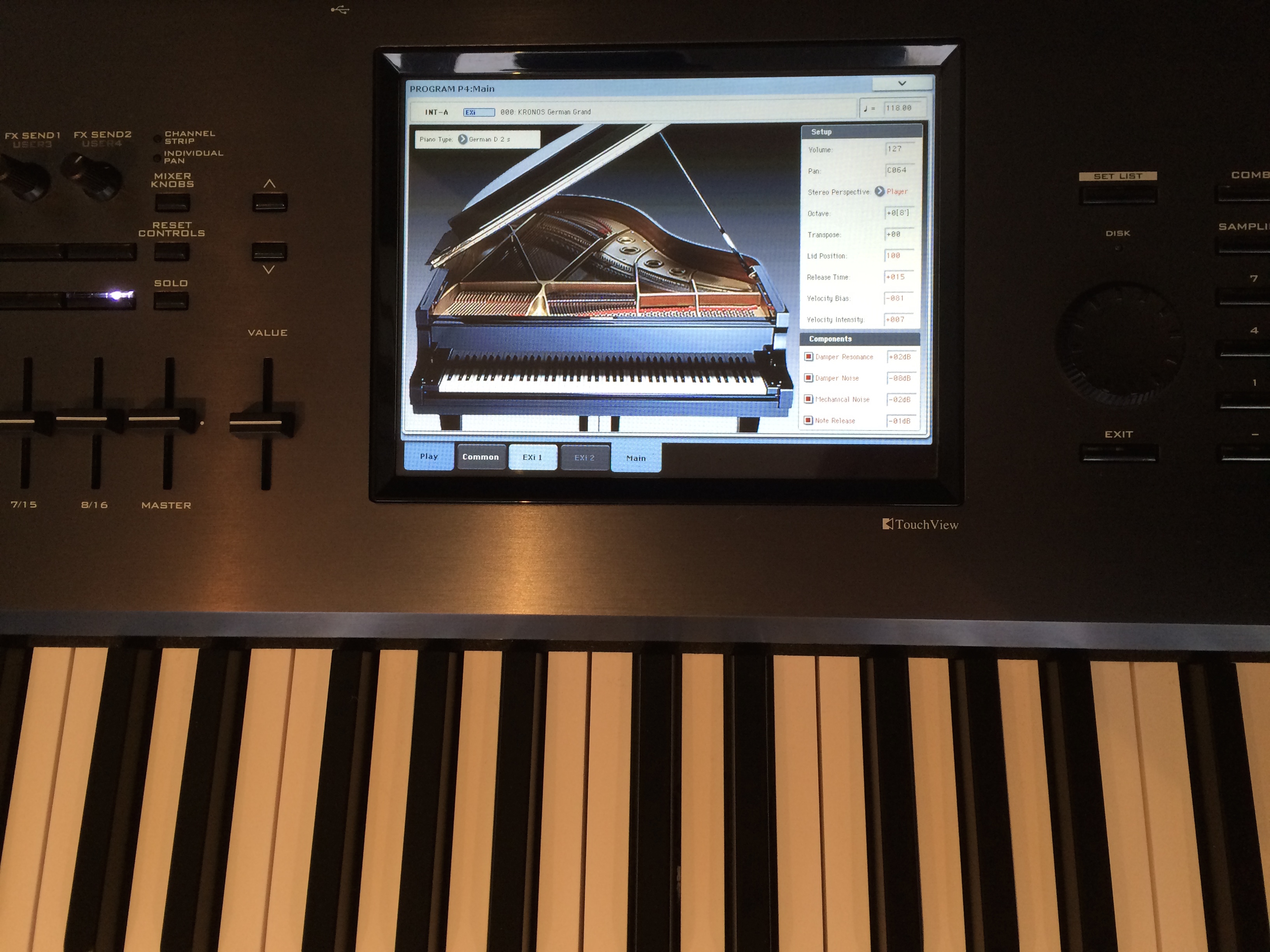 Korg Kronos X 88 Wood image (#975622) - Audiofanzine