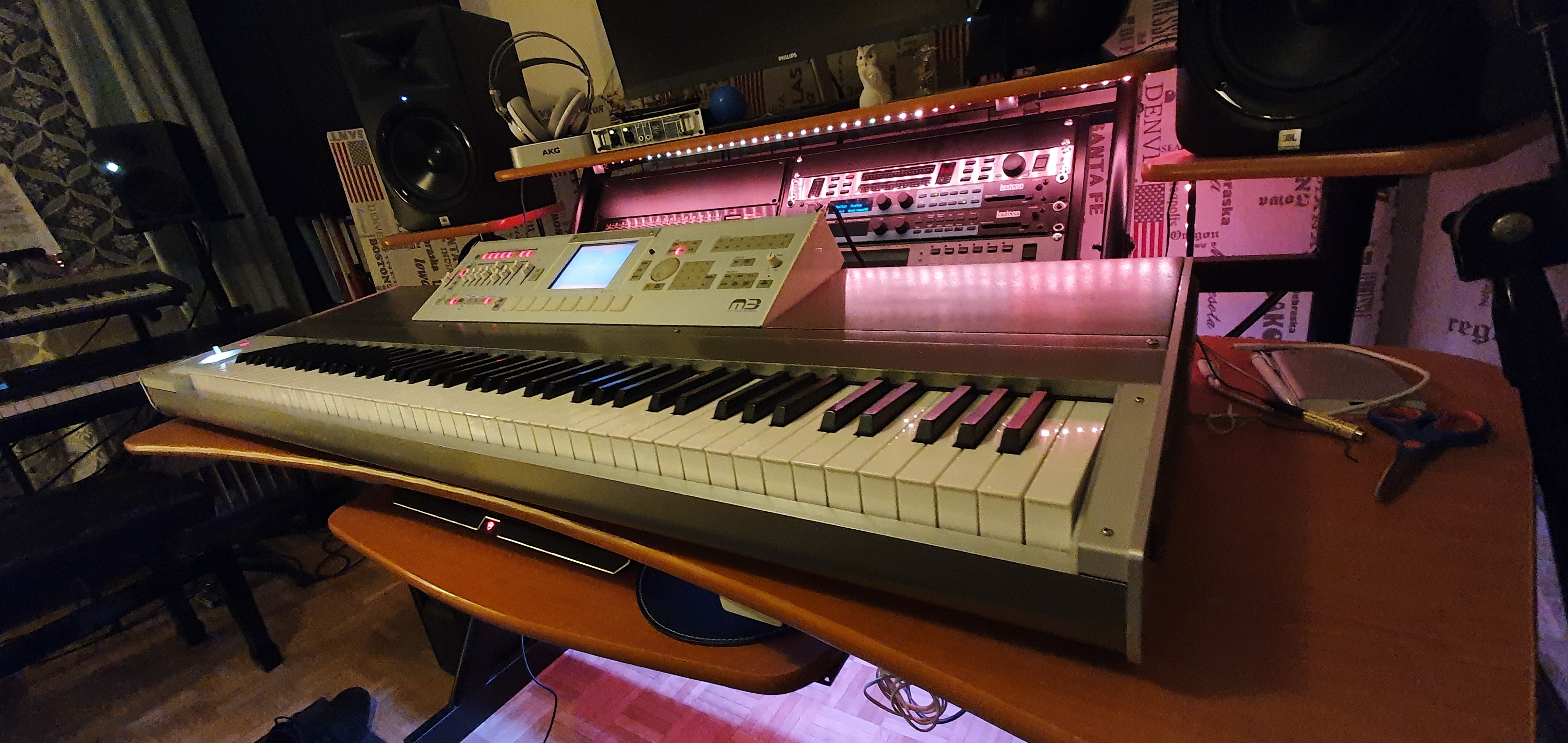 M3 88 - Korg M3 88 - Audiofanzine