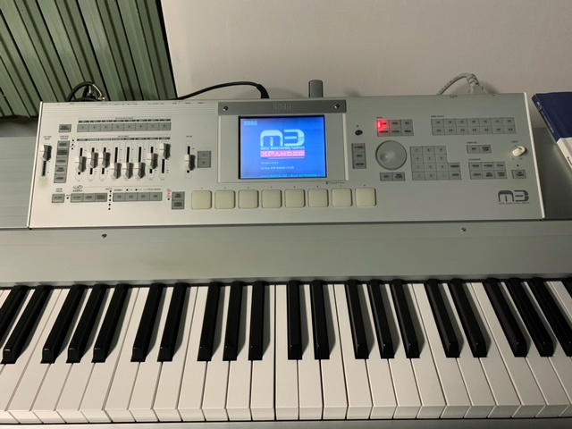 M3 88 - Korg M3 88 - Audiofanzine