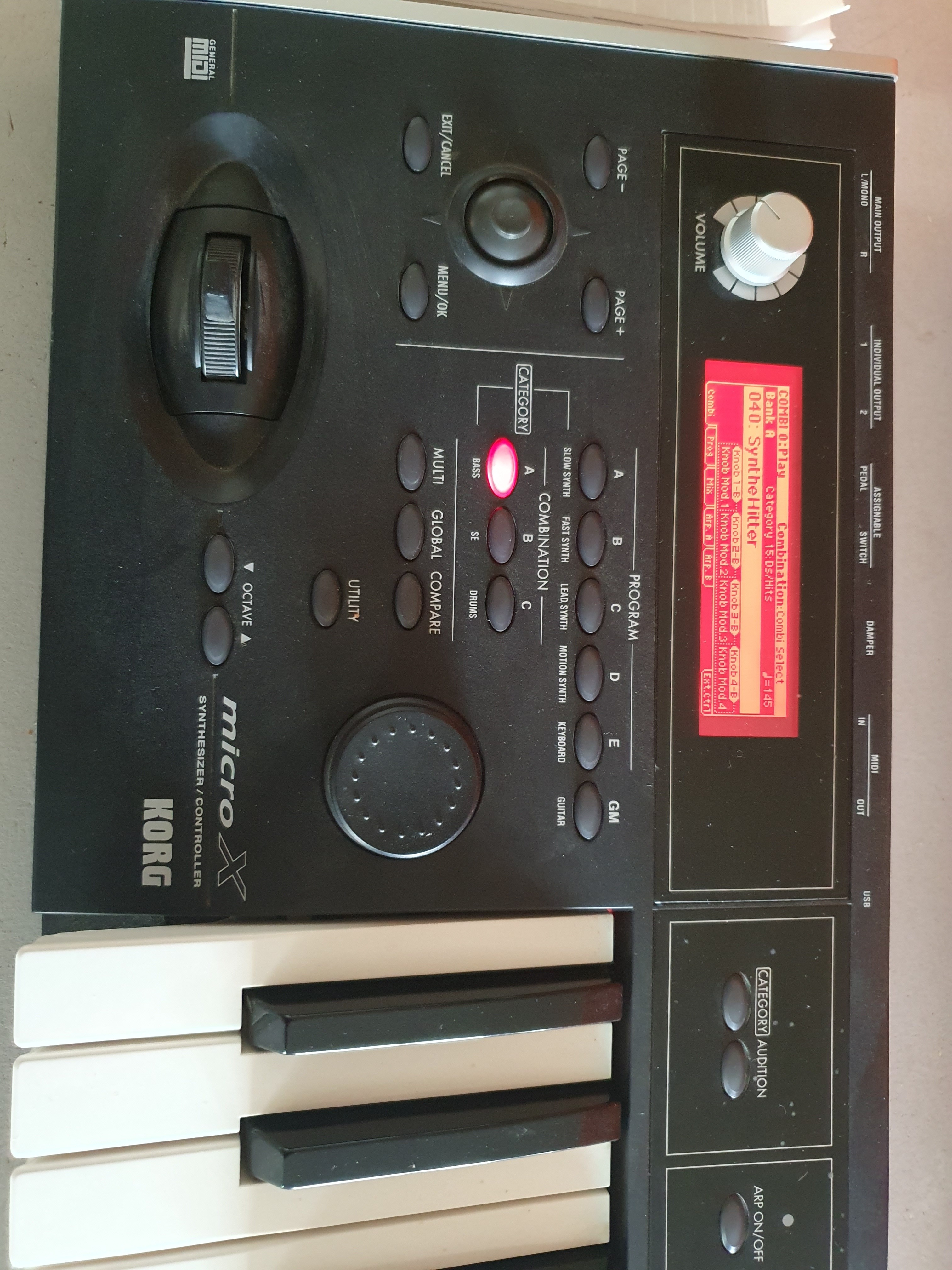 micro X - Korg micro X - Audiofanzine