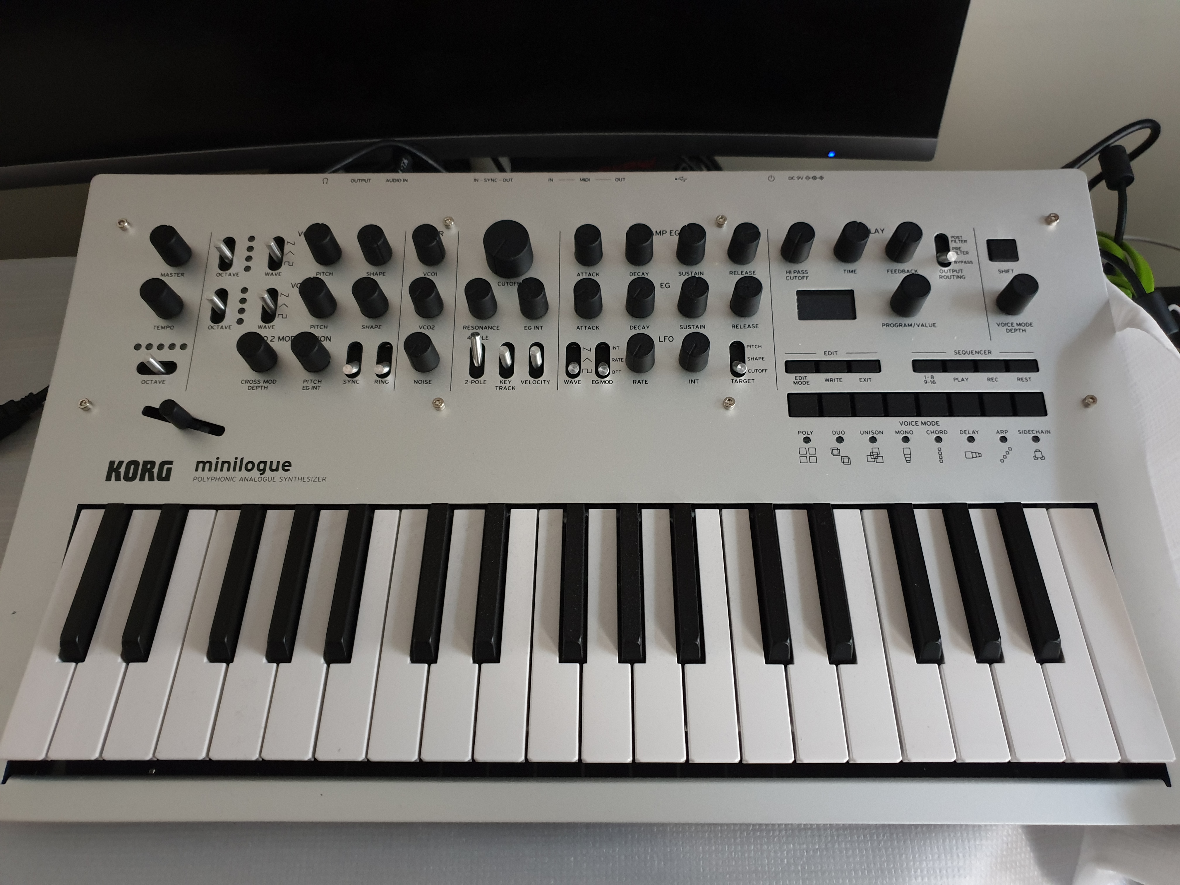 MINILOGUE - Korg Minilogue - Audiofanzine