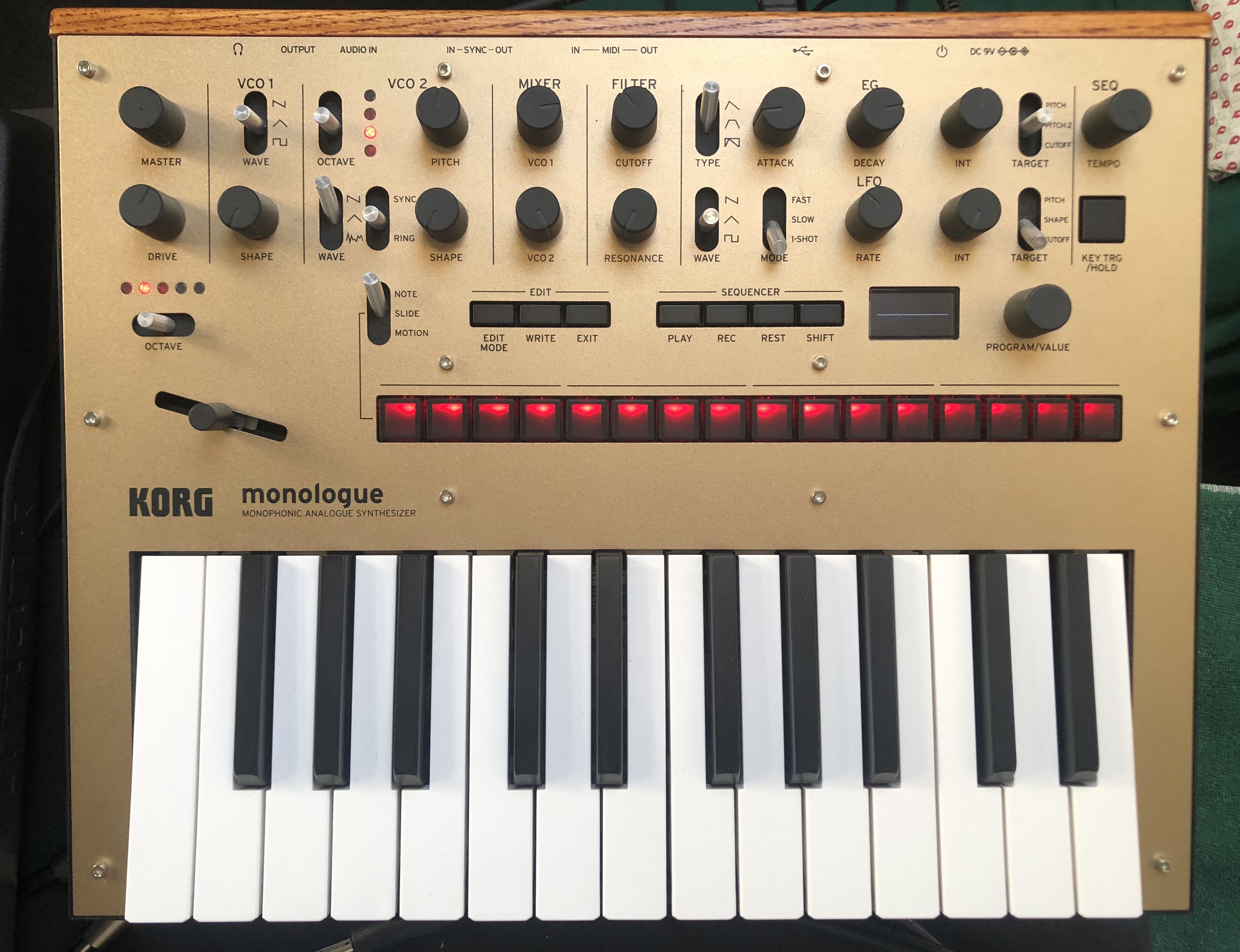 Monologue - Korg Monologue - Audiofanzine