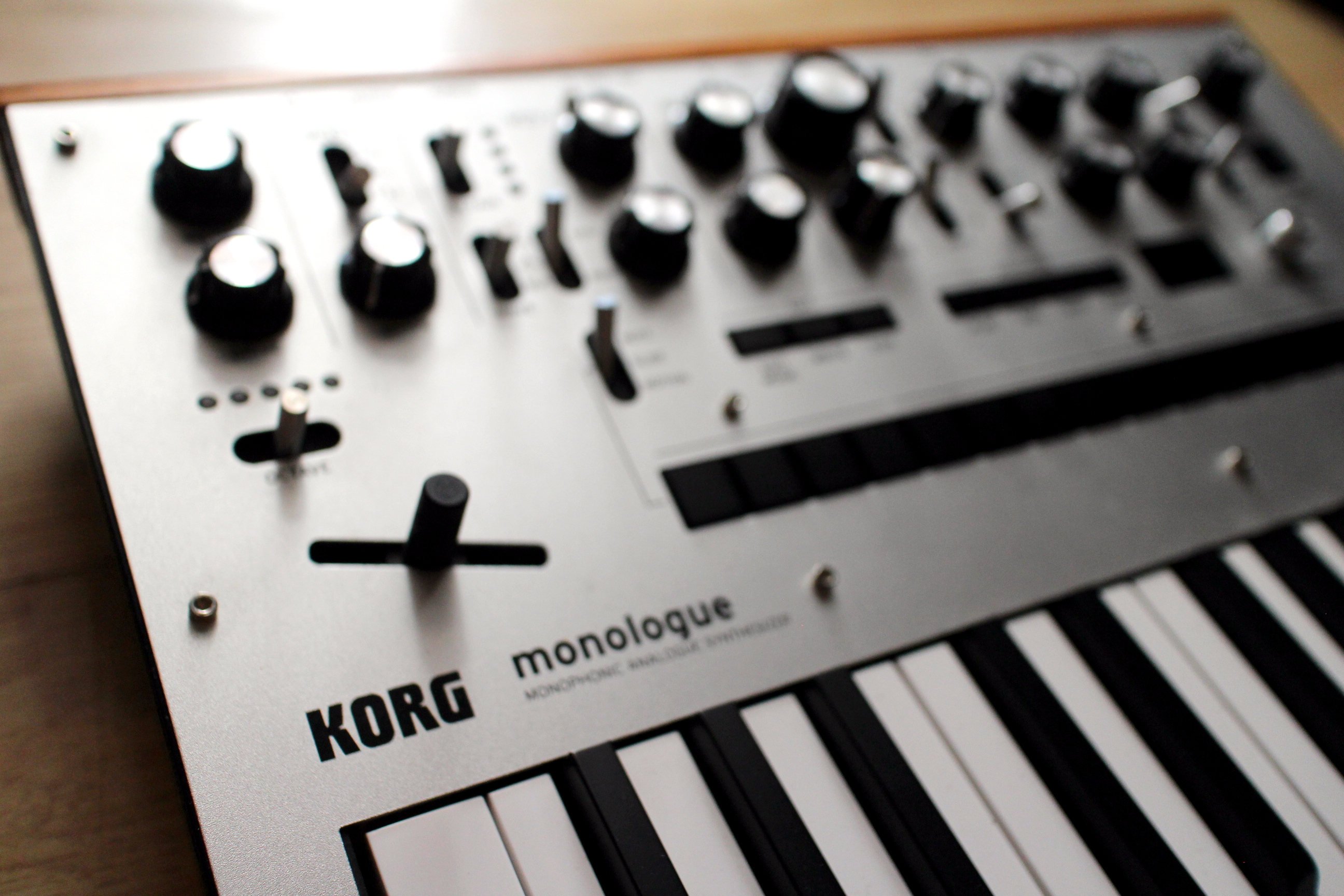 Monologue - Korg Monologue - Audiofanzine