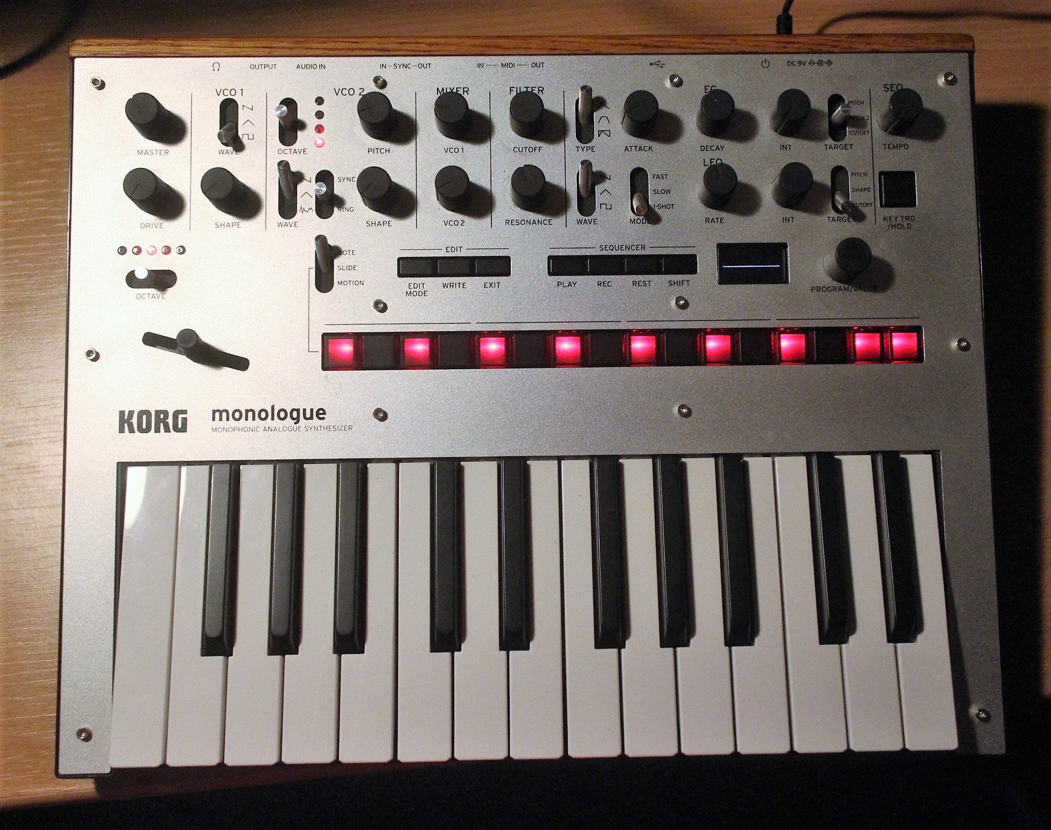 Monologue - Korg Monologue - Audiofanzine