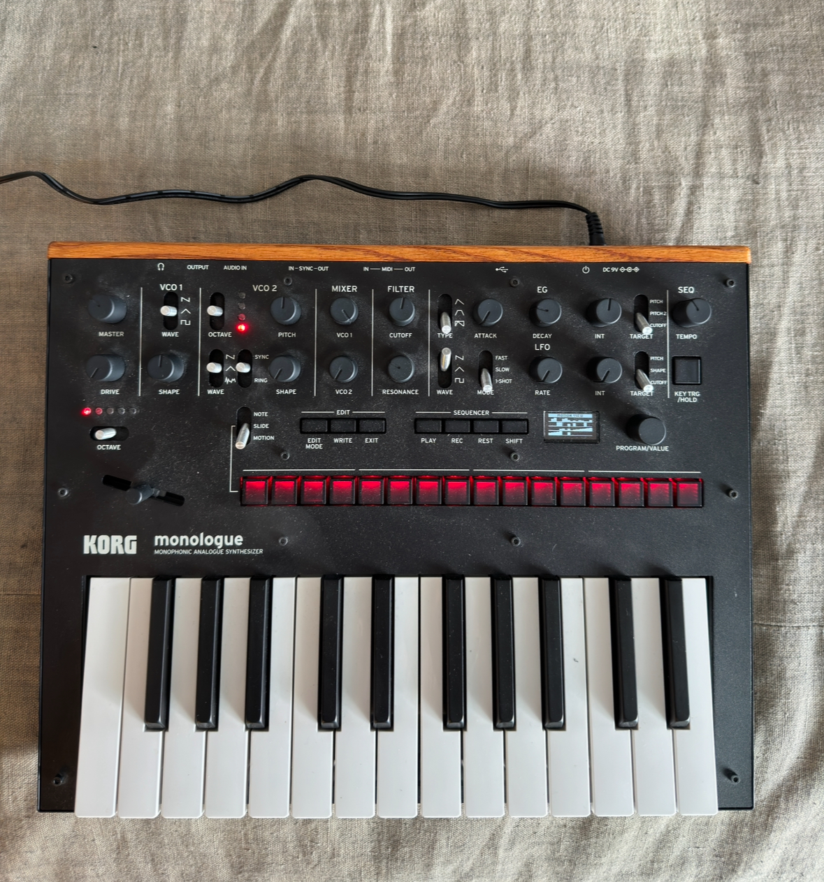 Monologue - Korg Monologue - Audiofanzine