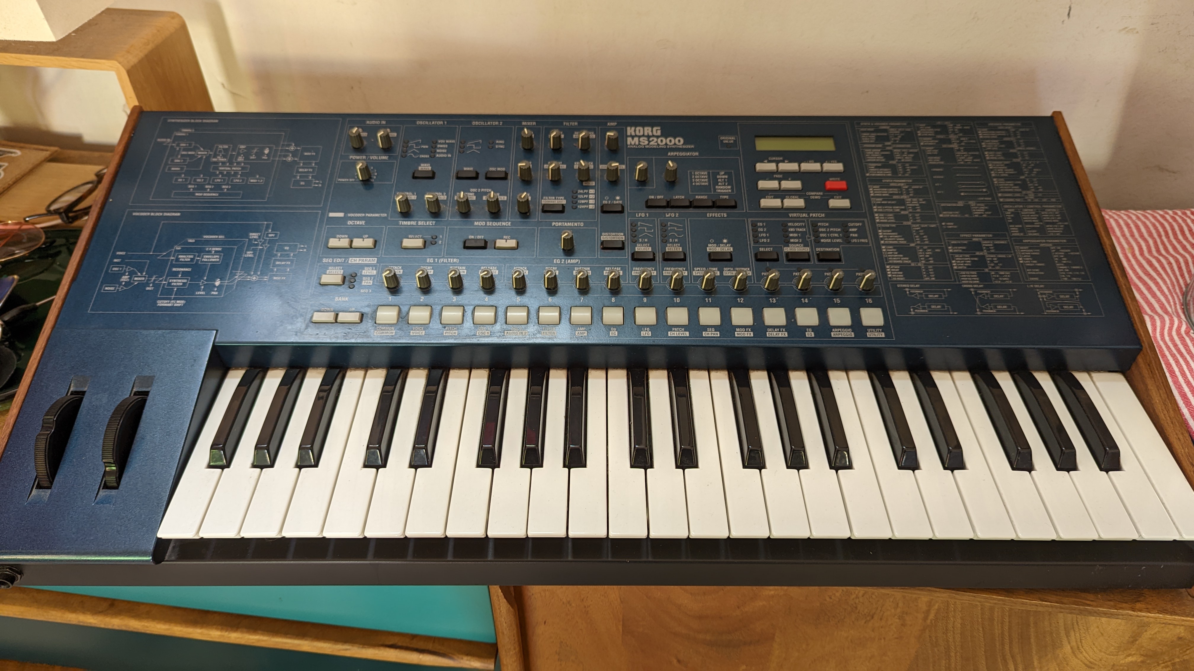 MS2000 - Korg MS2000 - Audiofanzine