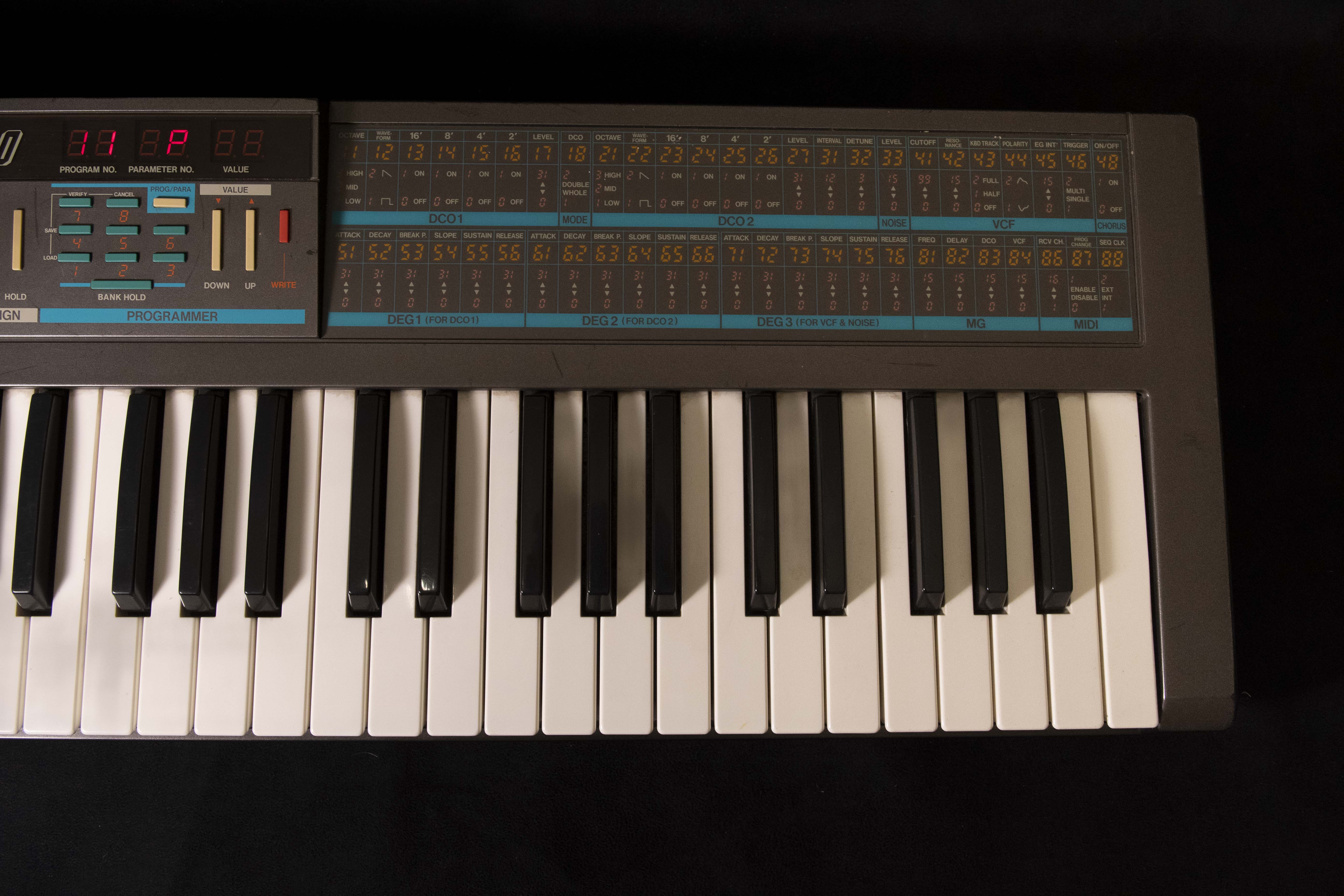 Poly-800 - Korg Poly-800 - Audiofanzine