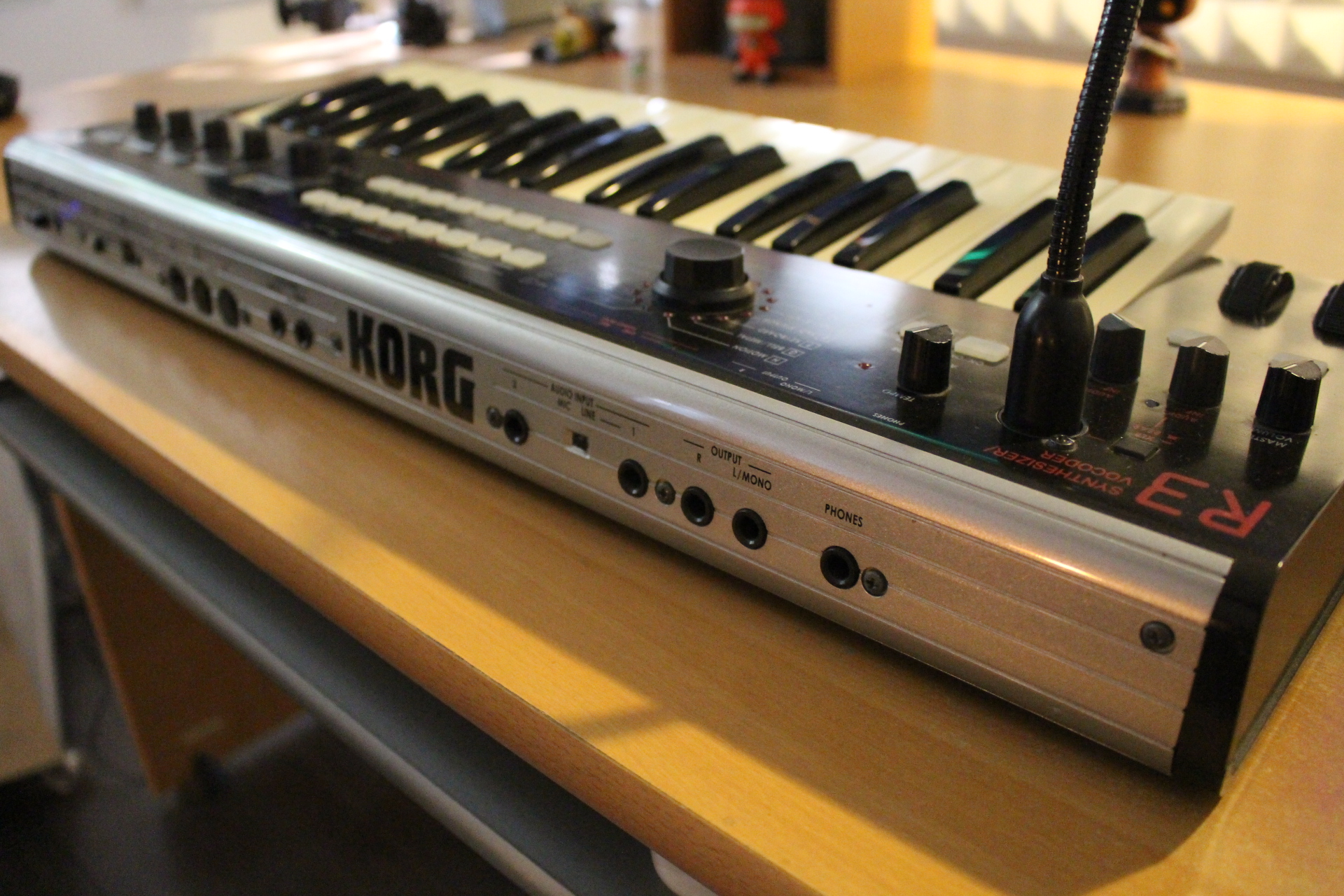 Photo Korg R3 : Korg R3 (1918) (#1538458) - Audiofanzine