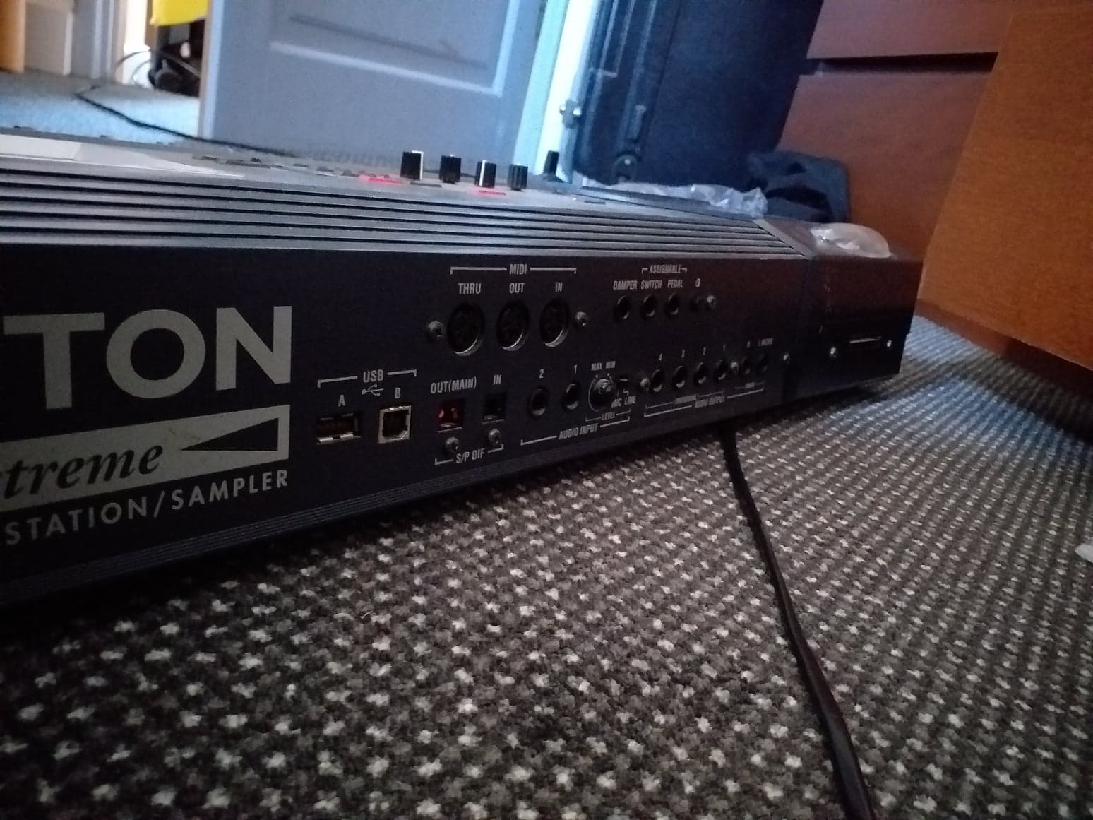 Triton Extreme 61 - Korg Triton Extreme 61 - Audiofanzine