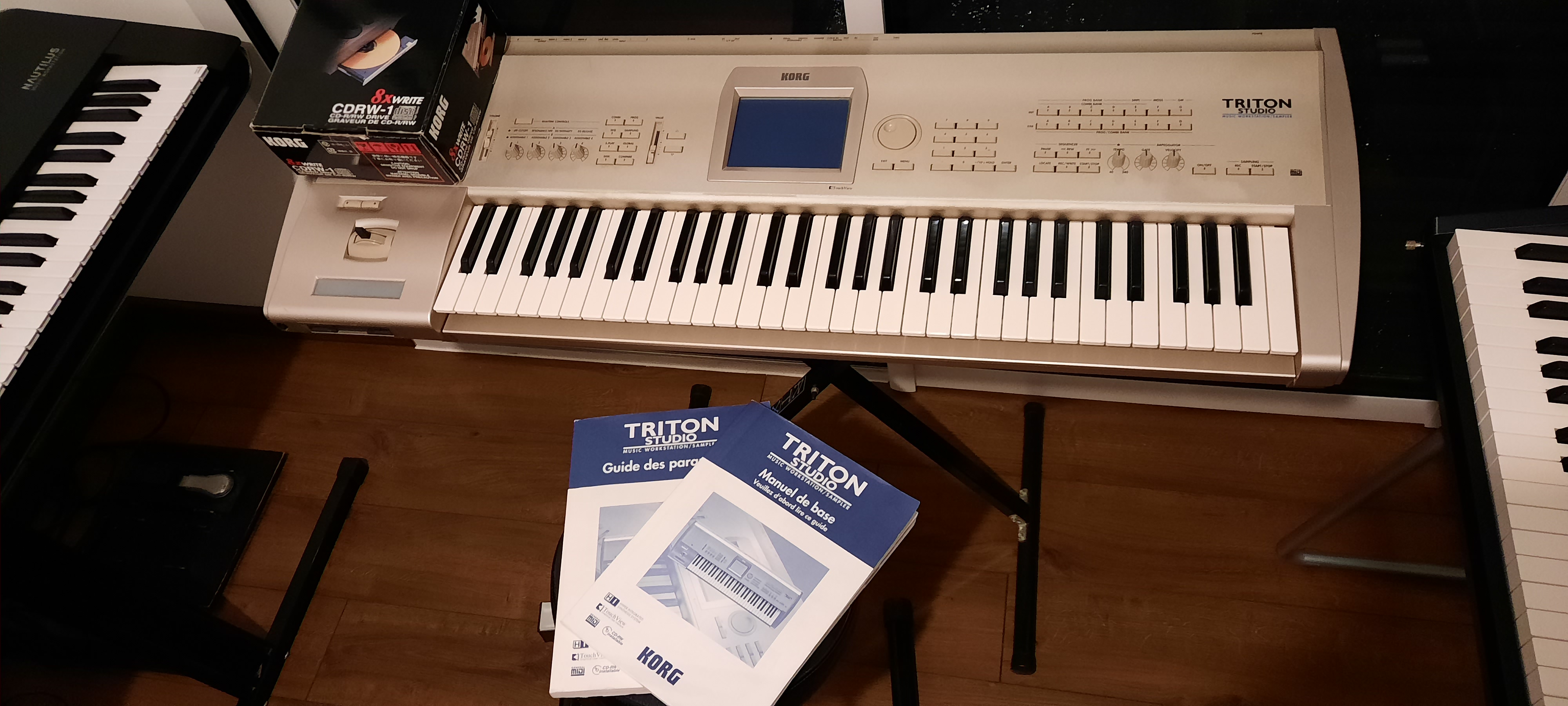Triton Studio 61 - Korg Triton Studio 61 - Audiofanzine