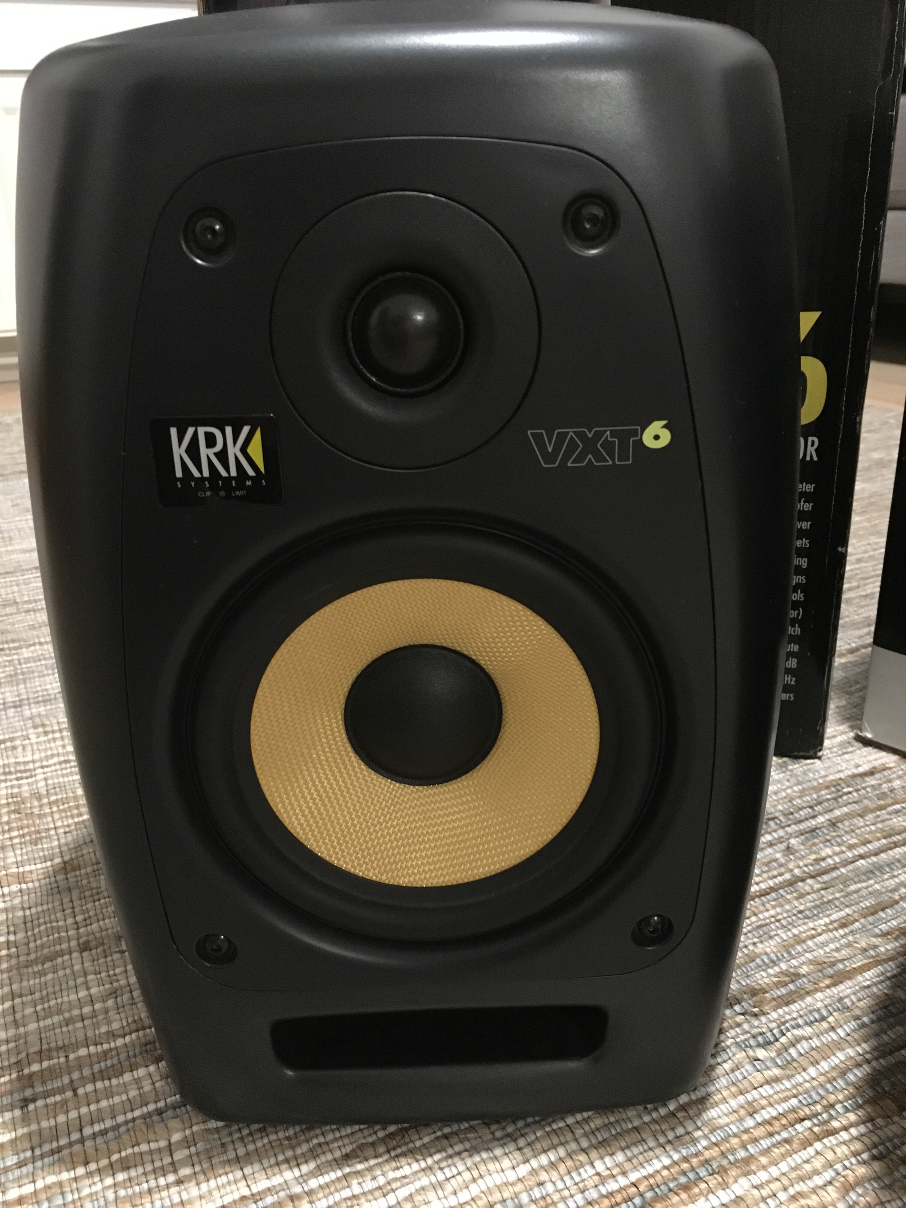 VXT6 - KRK VXT6 - Audiofanzine