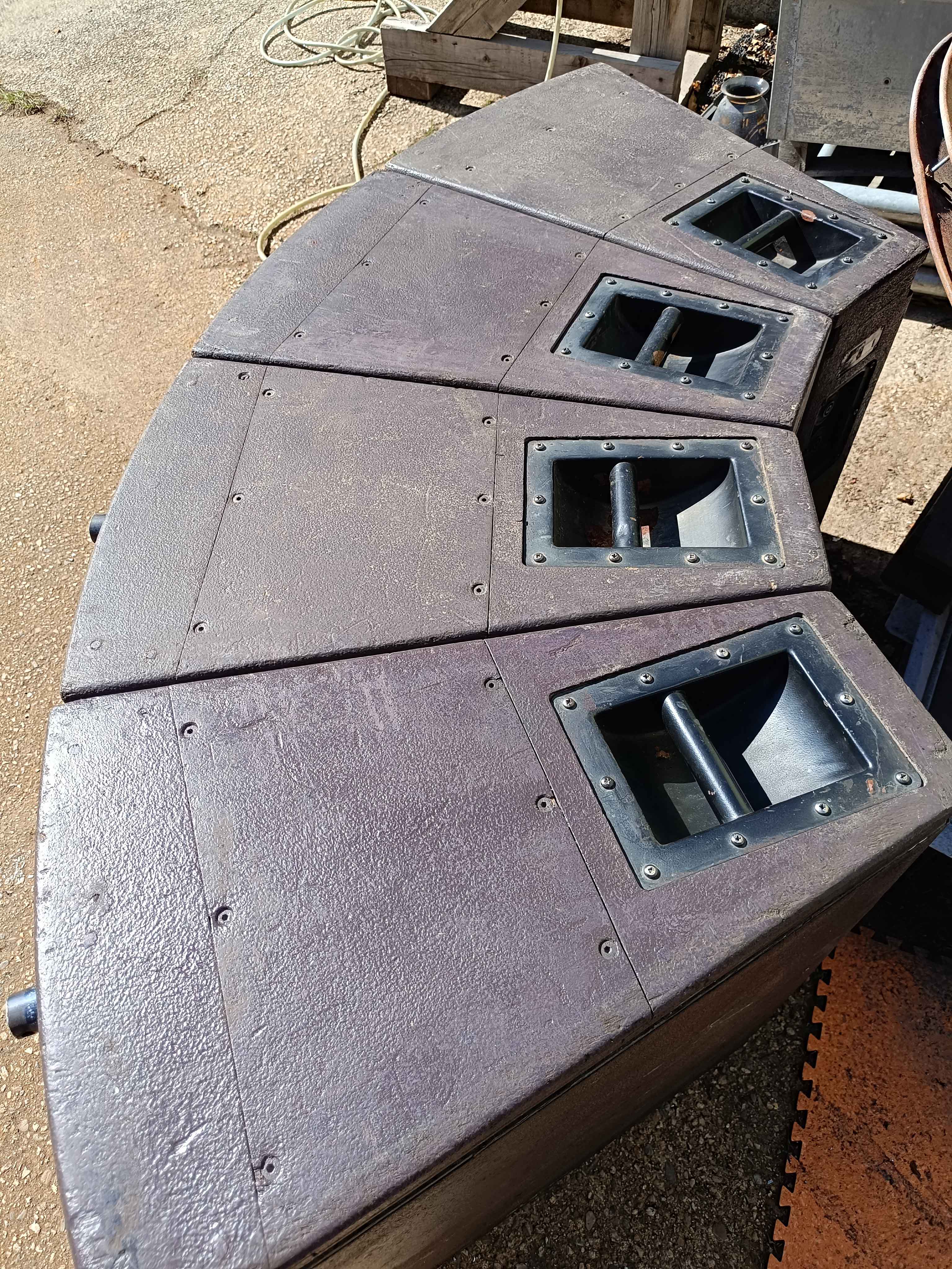 Arcs - L-Acoustics Arcs - Audiofanzine