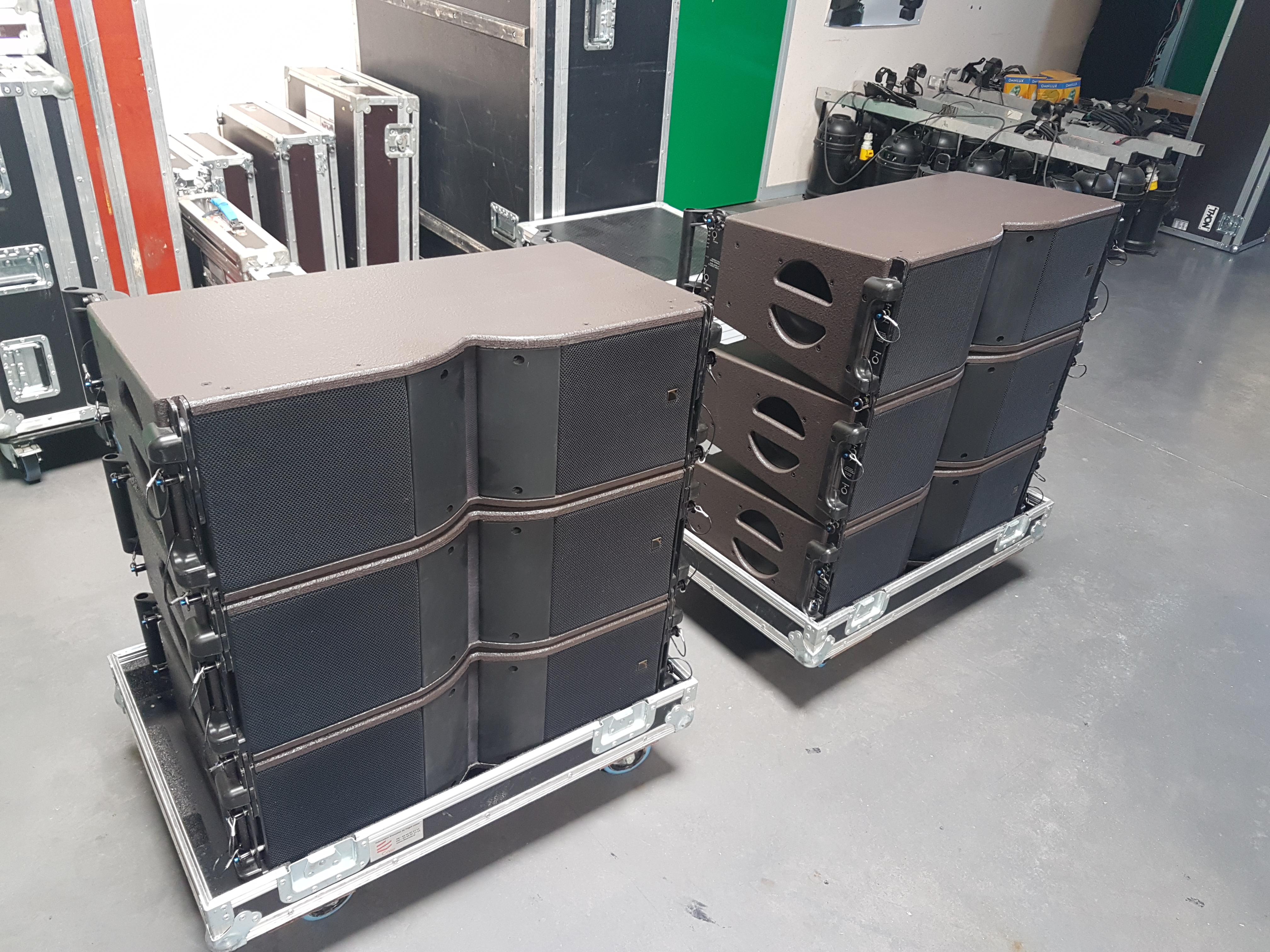 KARA - L-Acoustics KARA - Audiofanzine